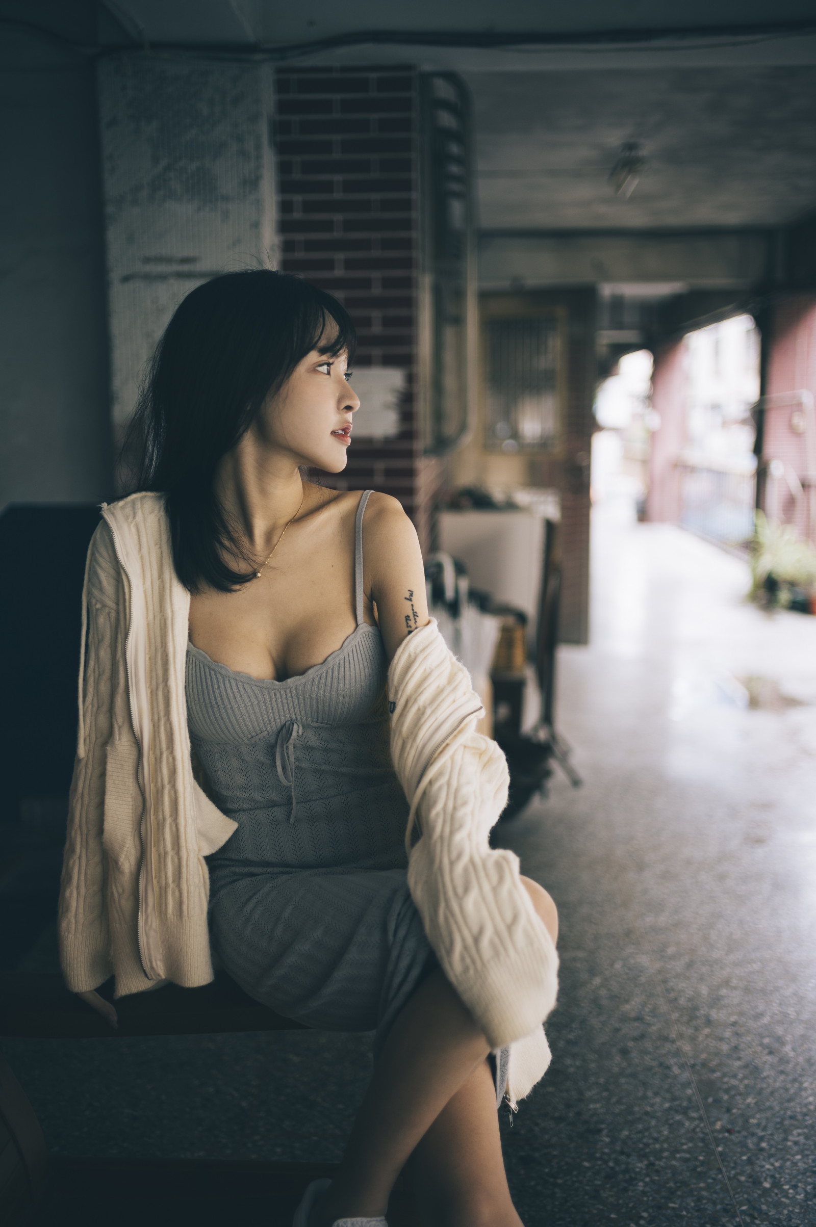 Wallpaper 4k Asian Girl Sexy Wallpaper 2658x4000 Rumashishi