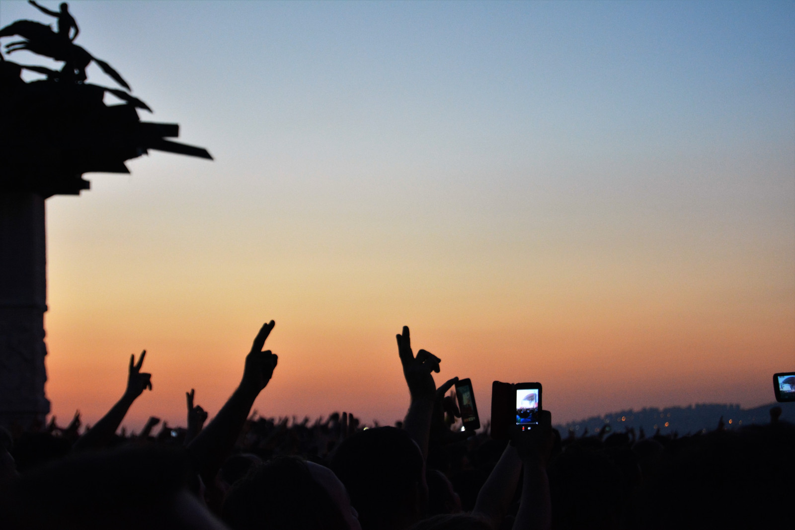 Wallpaper : concert, square, sunset, Izmir, Turkey, Victory, sign ...