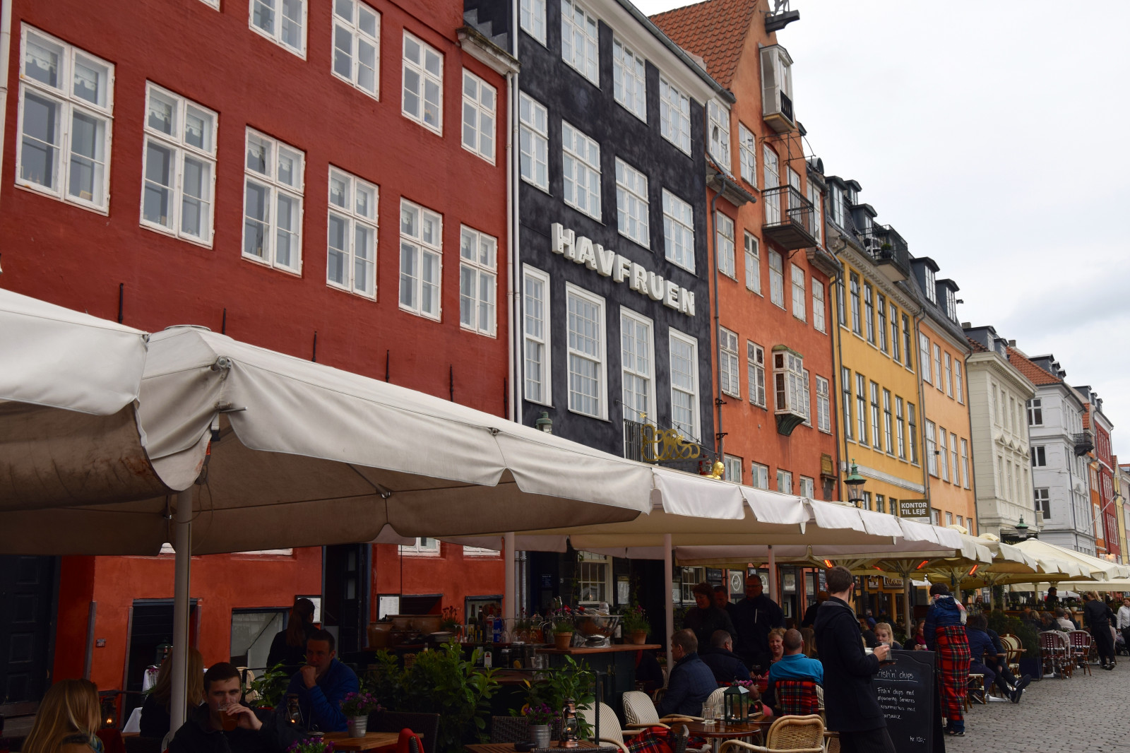 Tapety : lidé, město, Dánsko, Kodaň, centrum, trh, budovy, lodě, domy, k benhavn, newharbour ...