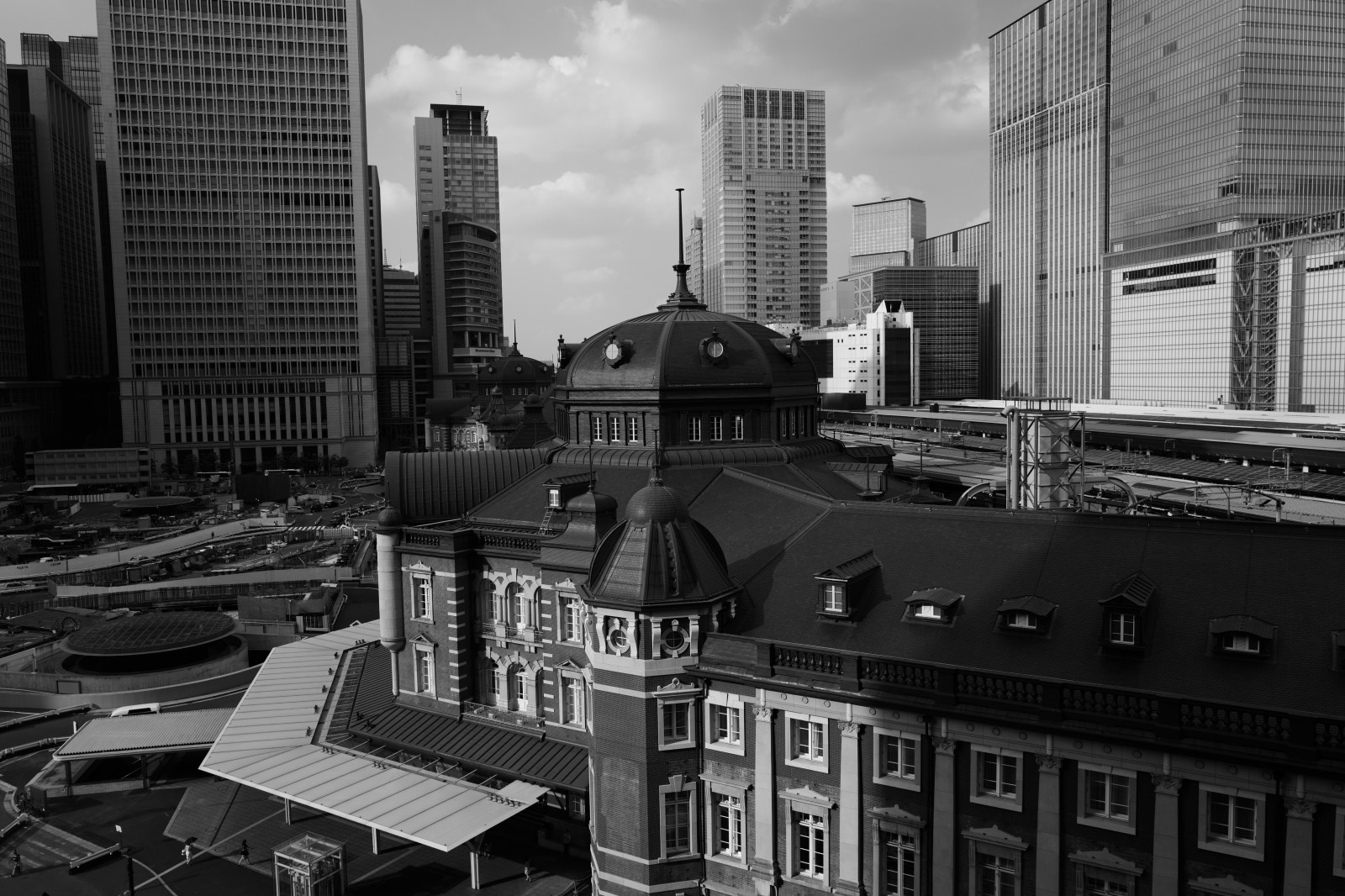 Wallpaper : city, street, cityscape, architecture, road, house, skyline ...