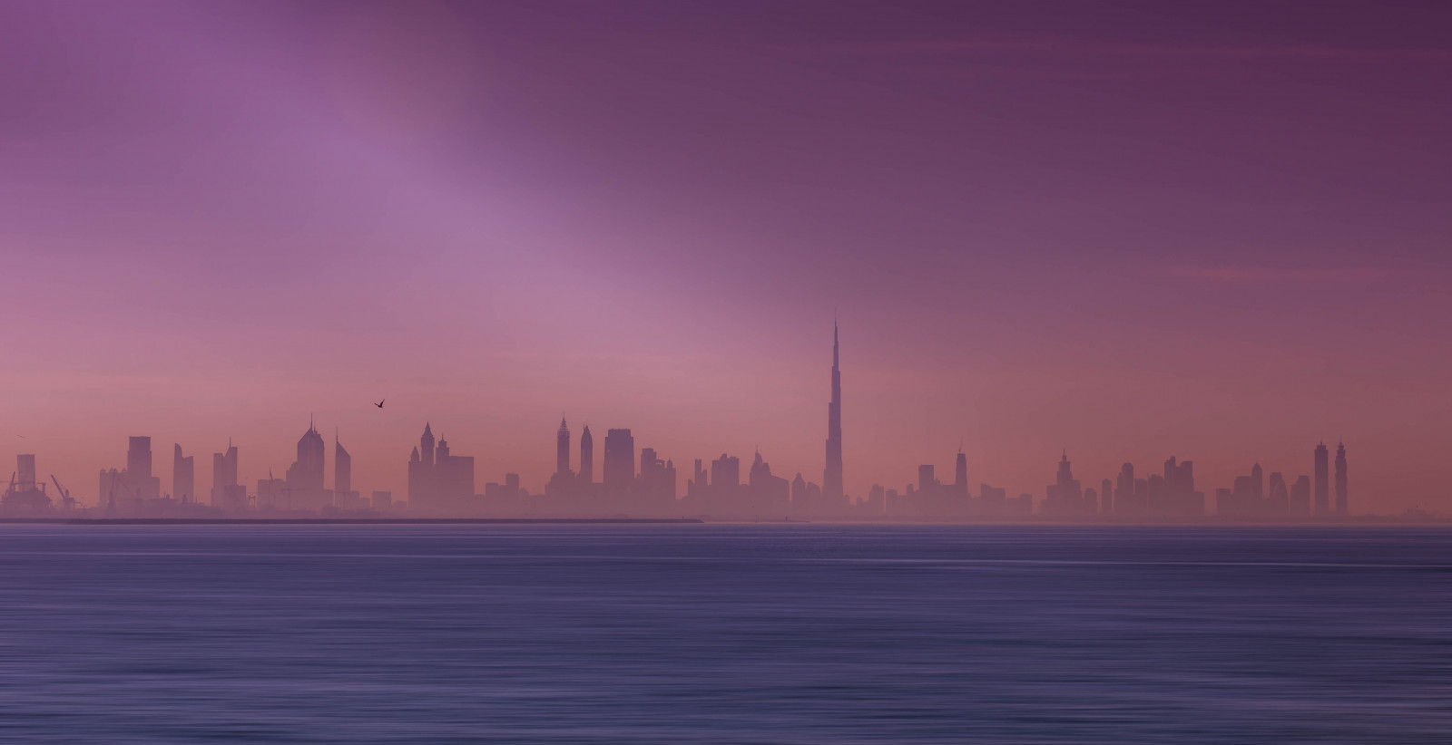 Wallpaper : skyline, meer, Dubai, nebel, purple, uae, himmel, weite ...