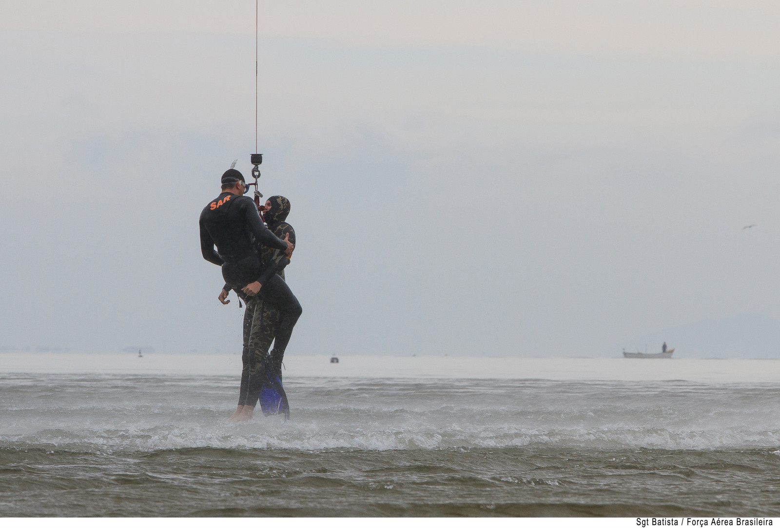 Obrázky na plochu : Brazília, fab, mar, df, podprsenka, militar ...