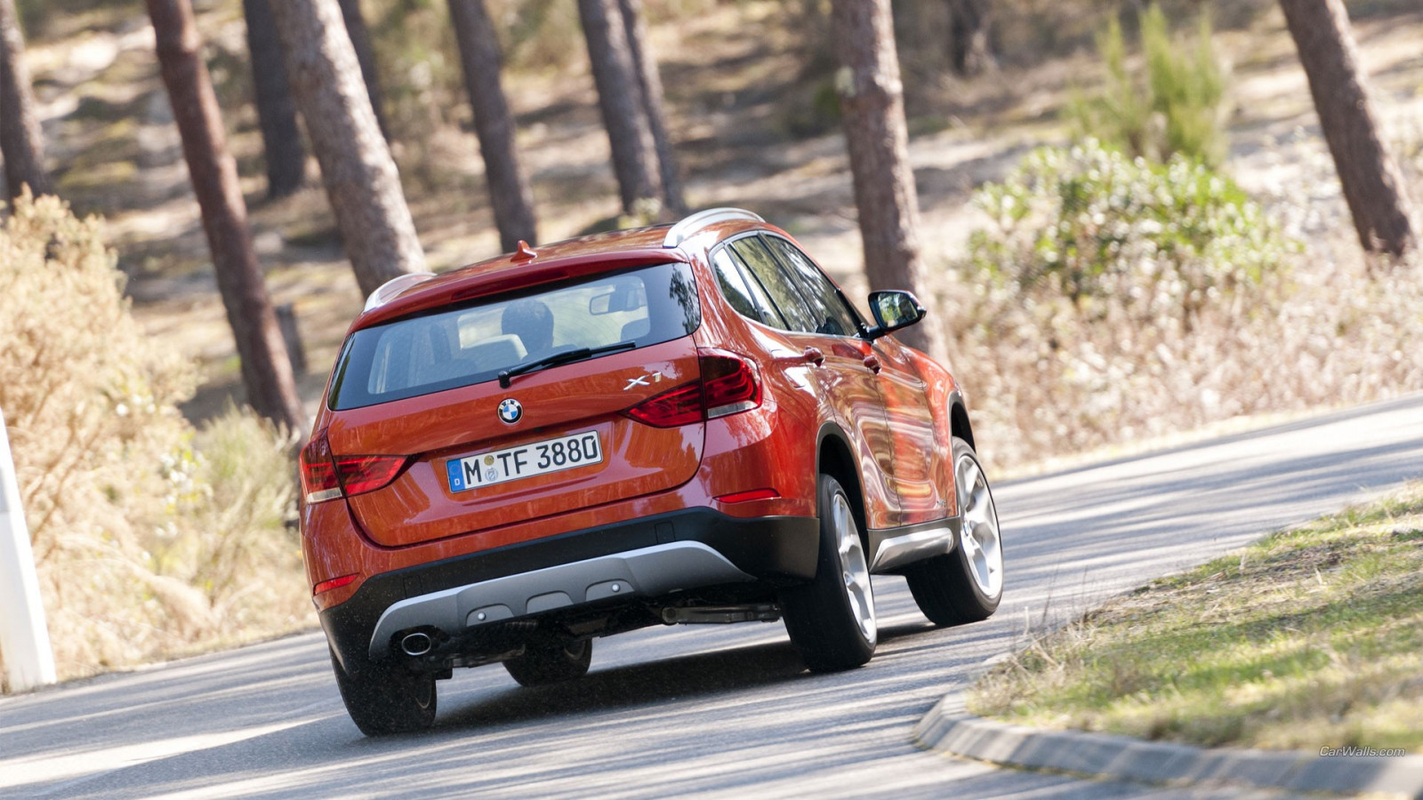 Wallpaper : jalan, mobil merah, BMW X1, kendaraan darat, mobil make ...