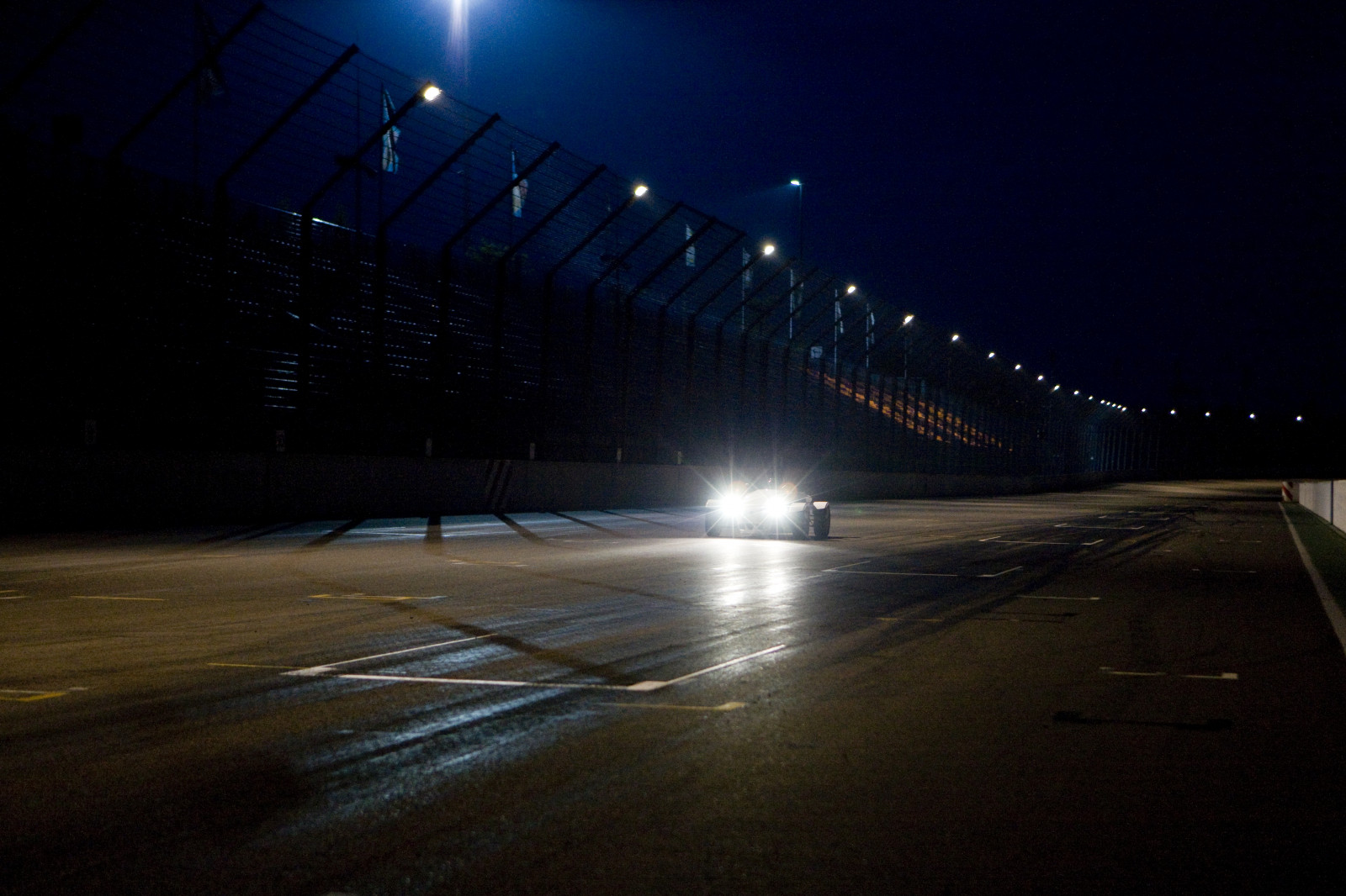 Imagini de fundal : lumina soarelui, strada lumina, noapte, reflecţie ...