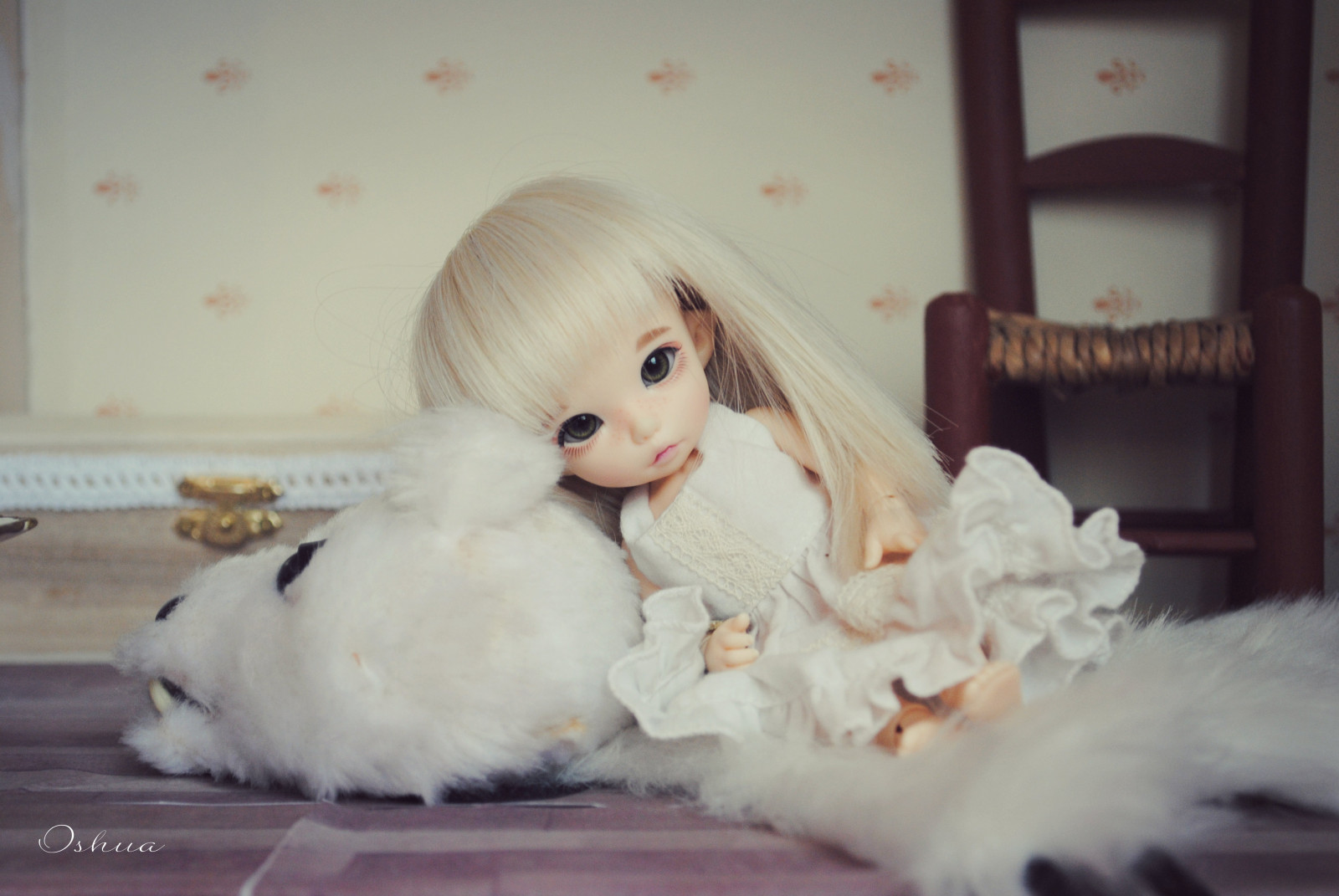 Ingyenes háttérképek : arc, fehér, szőke, ruha, haj, szőrme, Játék ...