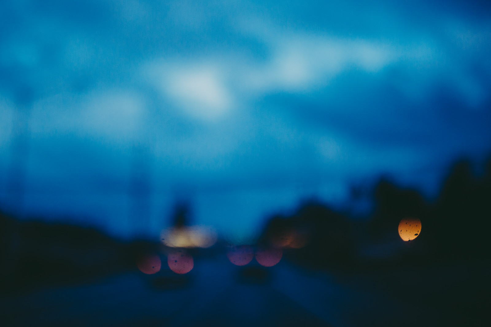 Wallpaper : blue, sky, daytime, light, azure, atmosphere of earth ...