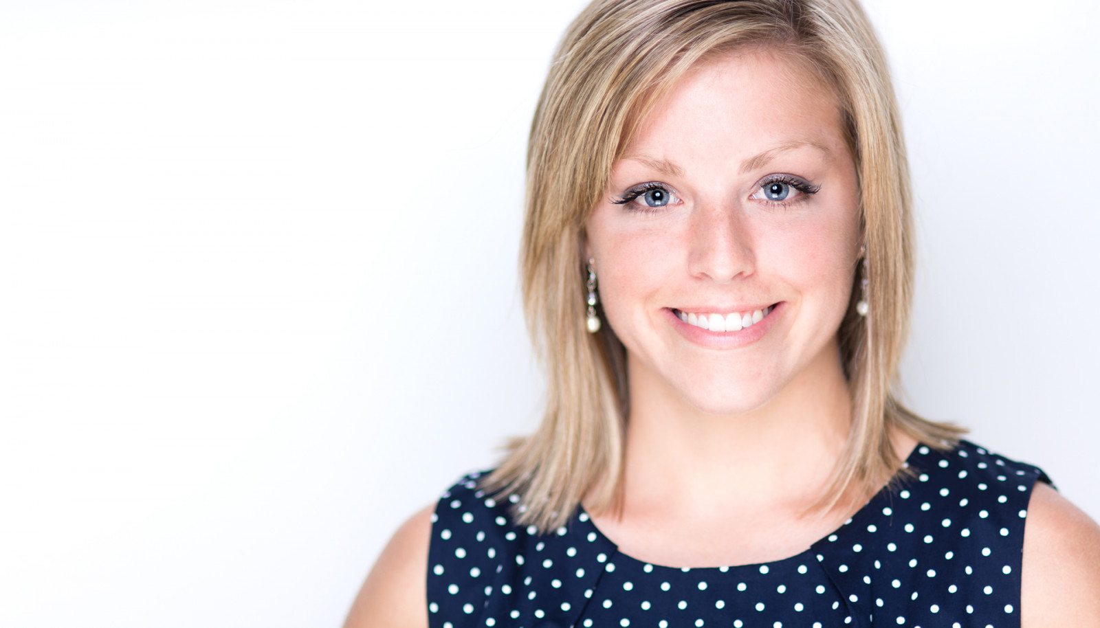 Wallpaper : cactus, portrait, Sarah, model, Nikon, dress, 85mm, polka ...