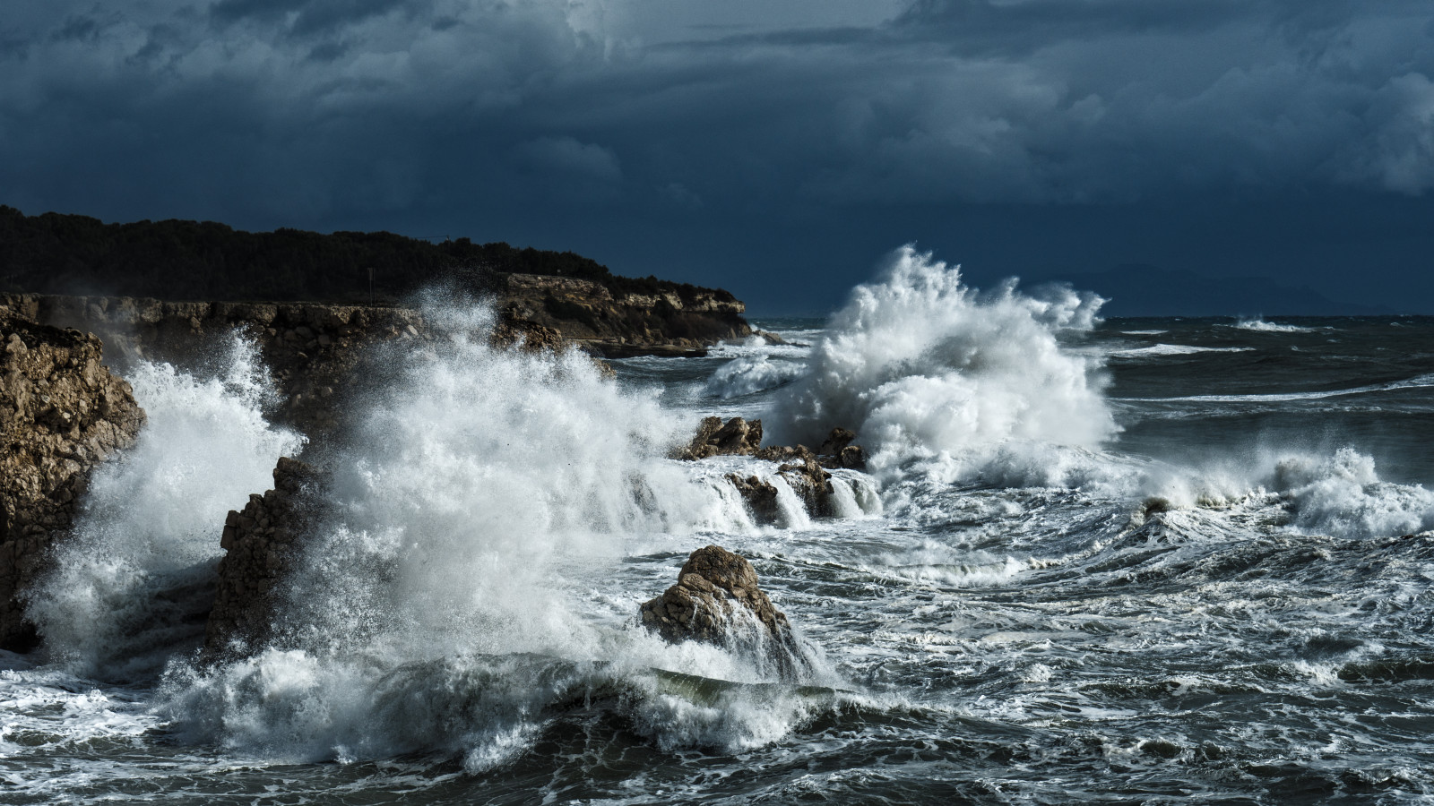 Tapety : eau, mer, vagues, Tempetes, orage, PAYSAGES, panoráma ...
