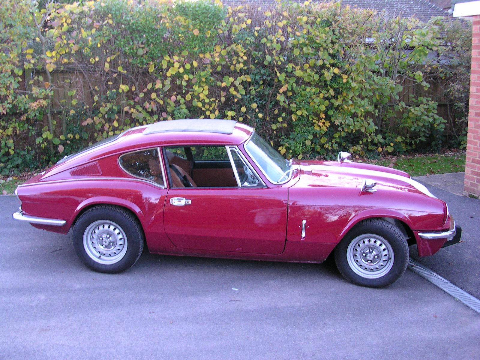 Wallpaper : sports car, Triumph, coupe, Convertible, performance car ...