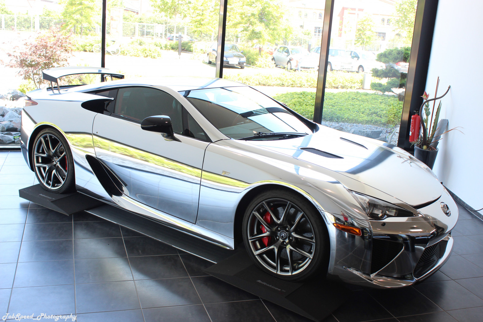 Wallpaper : sports car, chrome, performance car, Lexus LFA, wheel, rim ...