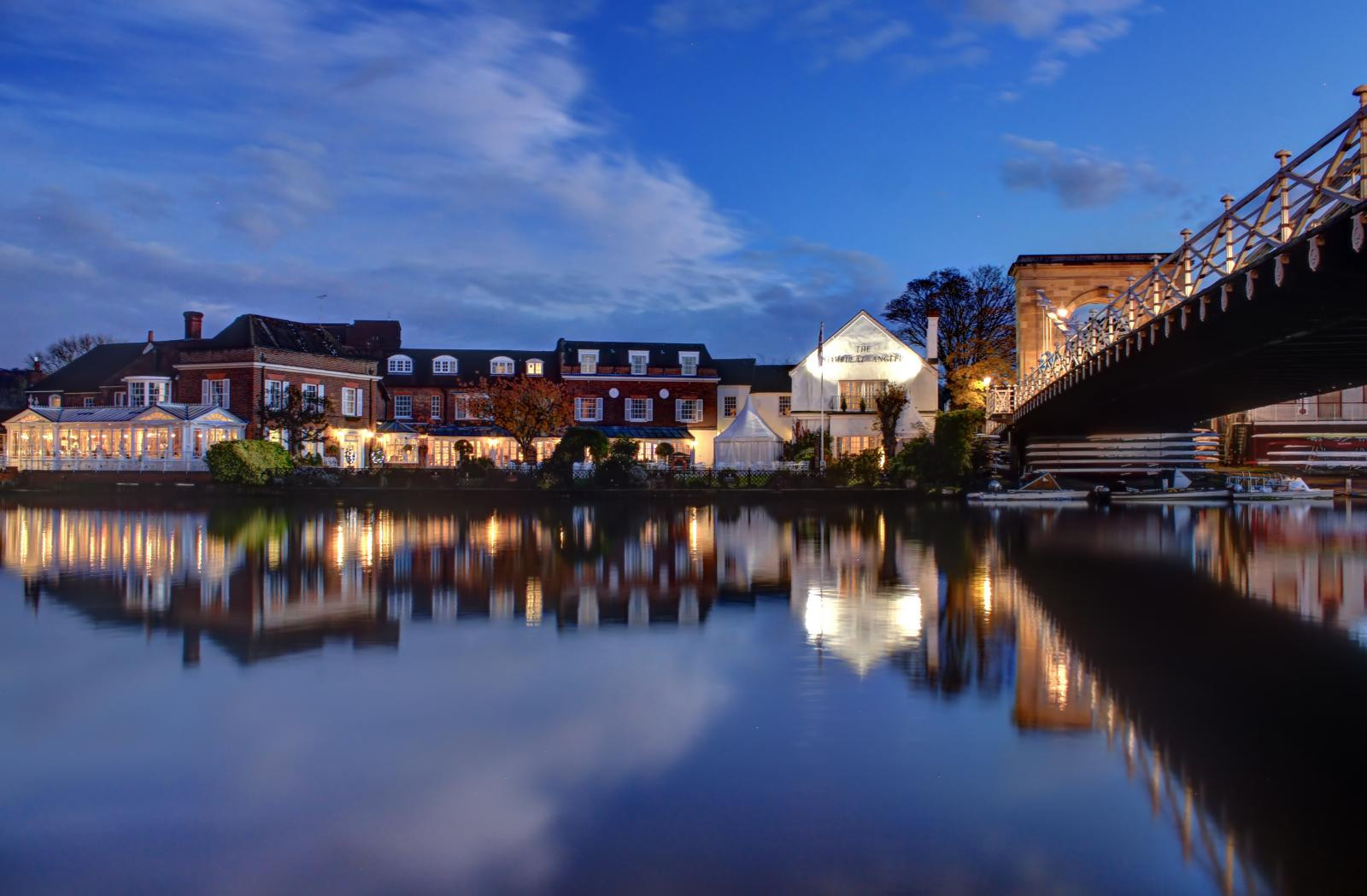 Ingyenes háttérképek : UK, híd, visszaverődés, Temze, éjszaka, folyó ...