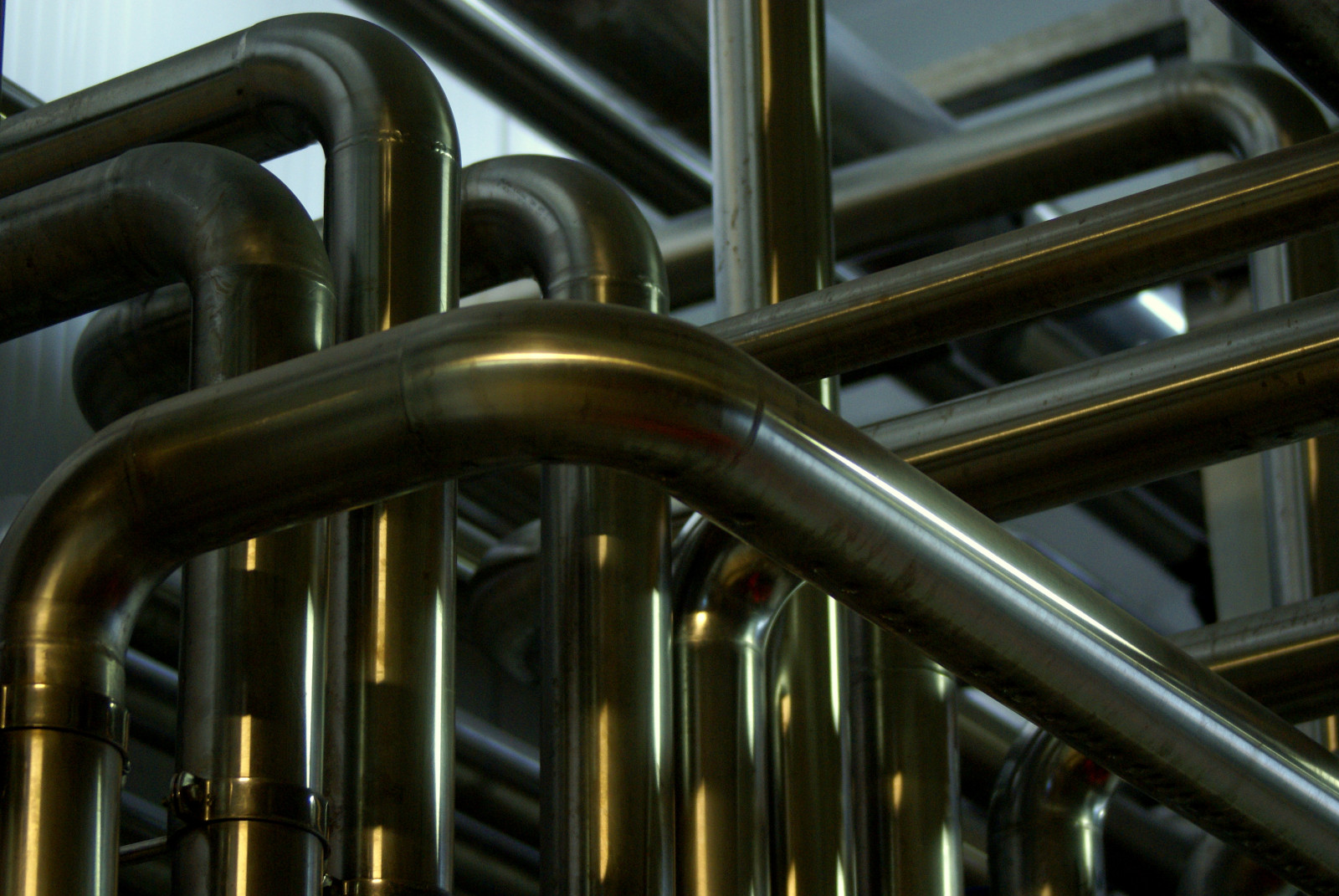 Tapety : kov, železo, materiál, ocel, dechový nástroj, trubka, úhel ...