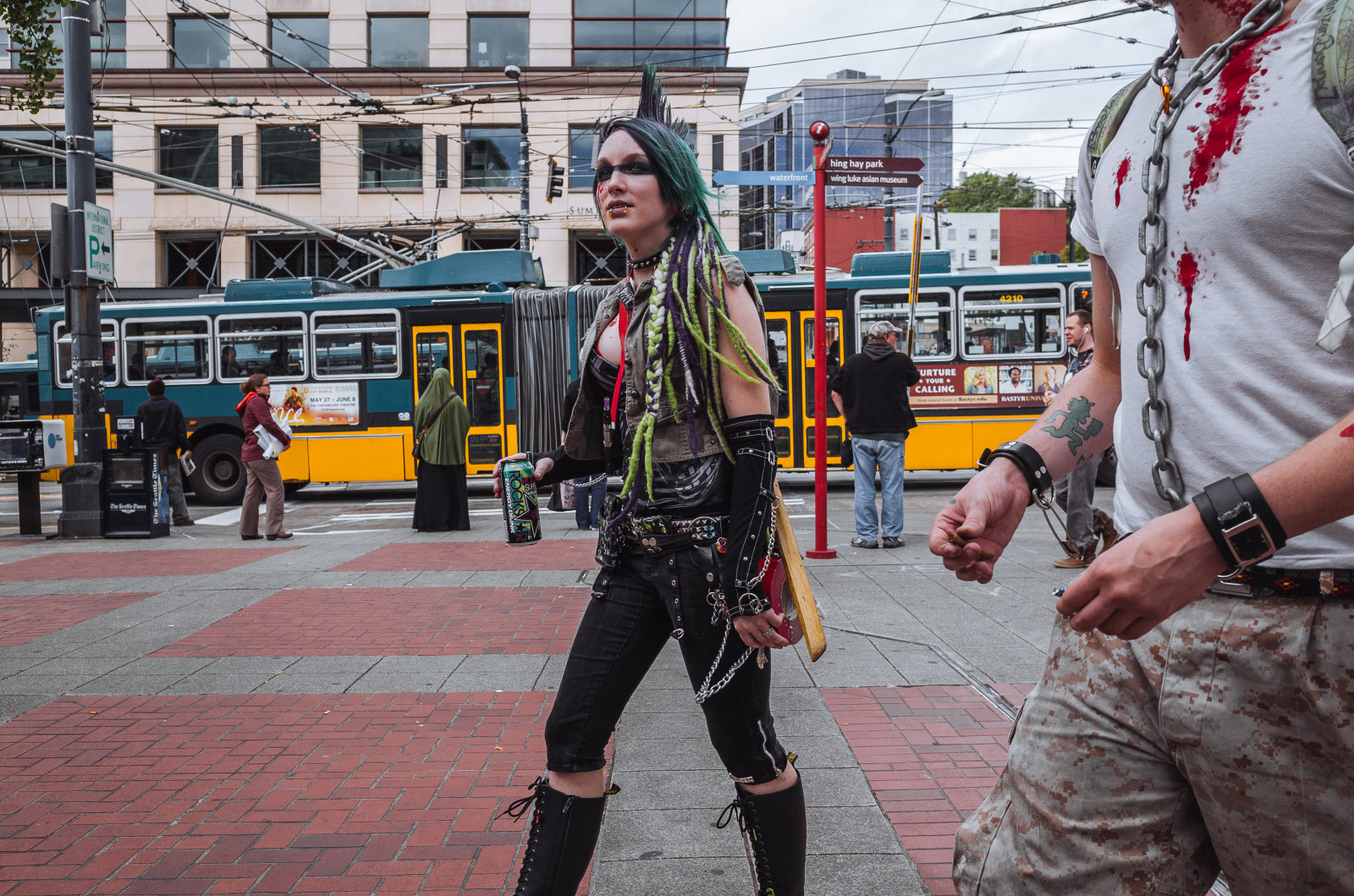 Wallpaper : Seattle, people, washington, chains, blood ...