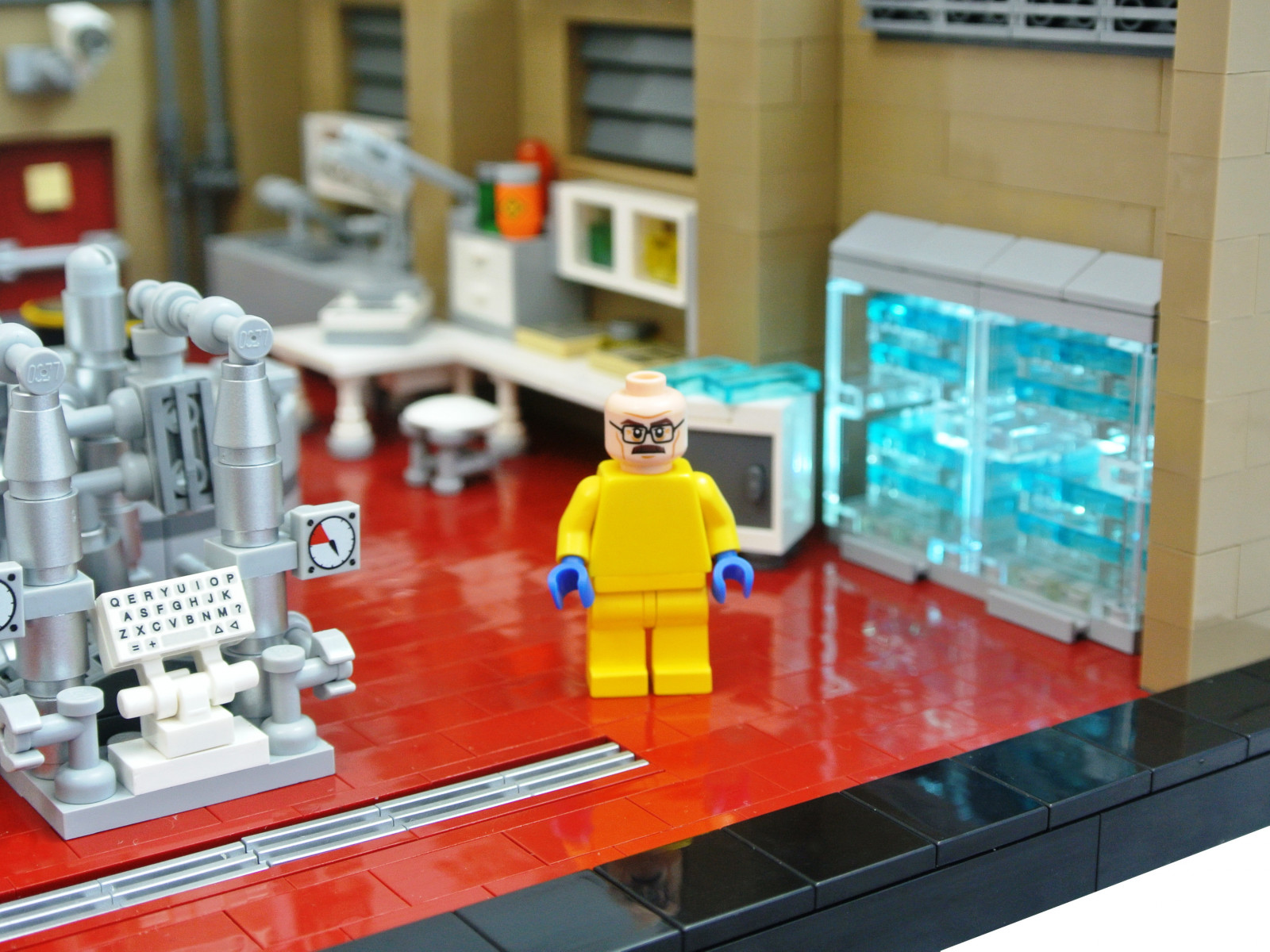 Wallpaper : show, walter, white, TV, lab, LEGO, crystal, interior ...