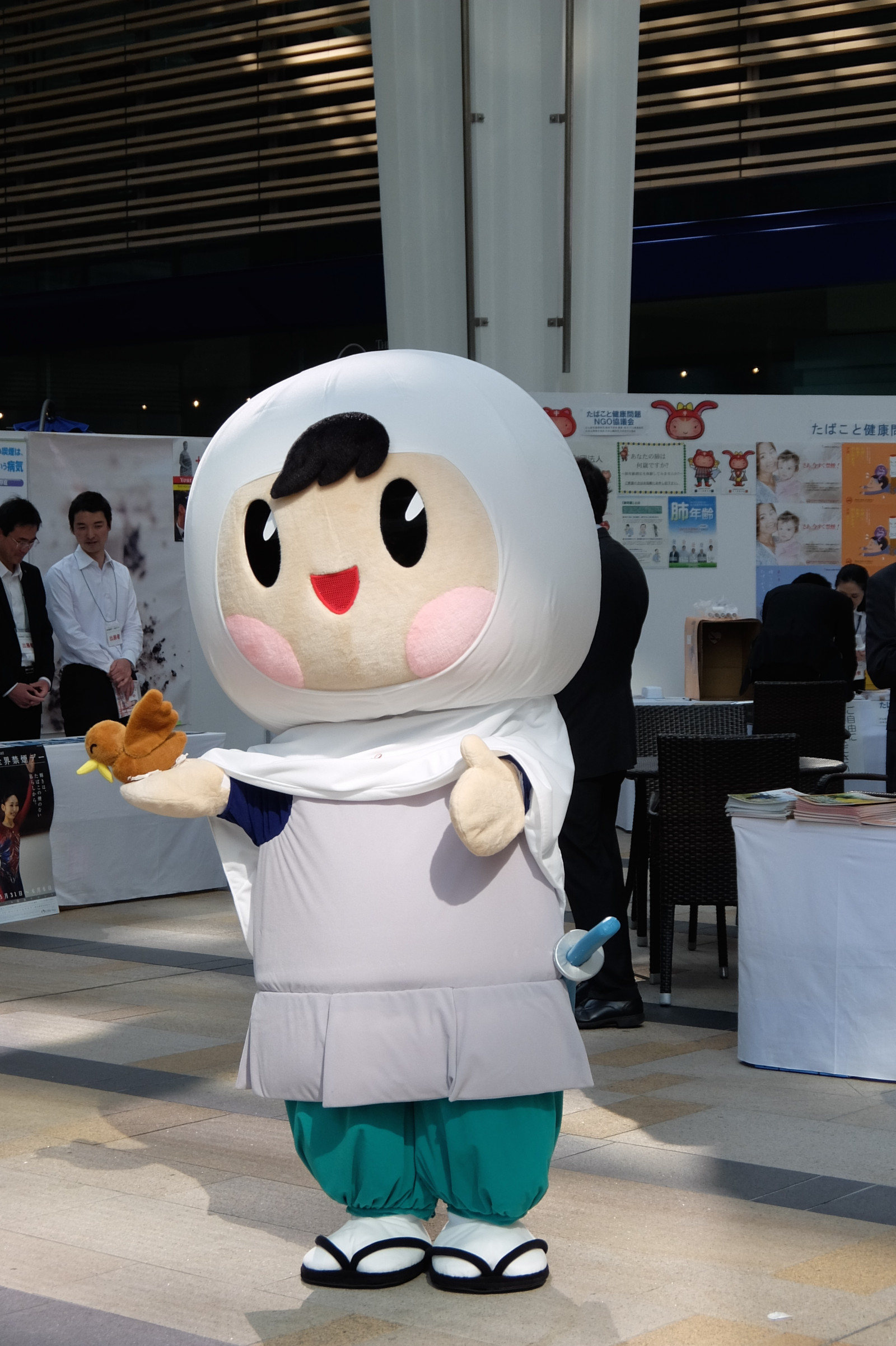 Wallpaper : machine, Tokyo, clothing, fujifilm, mascot, costume ...