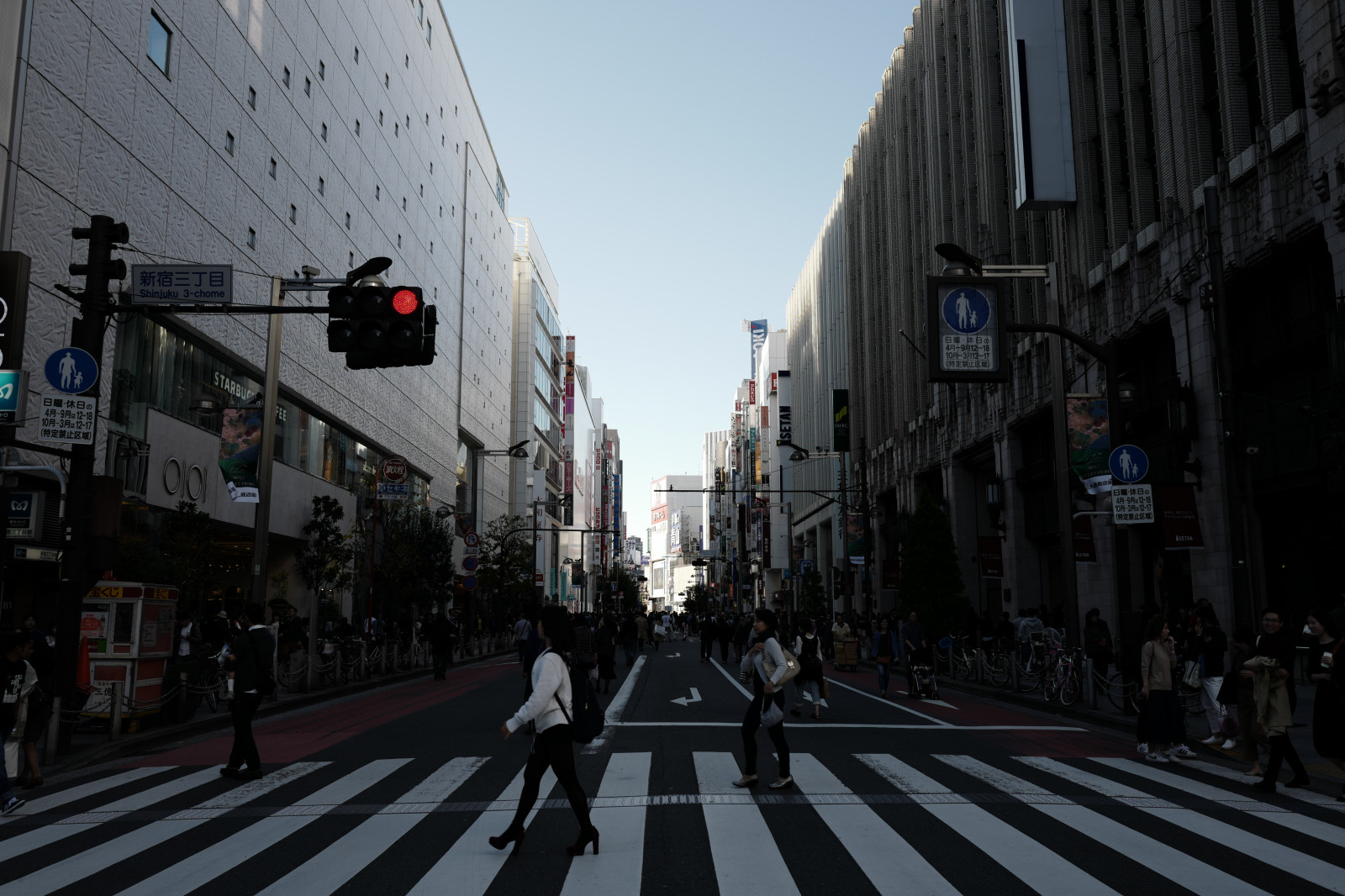 Wallpaper : Jepang, jalan, Cityscape, malam, kendaraan, pencakar langit ...