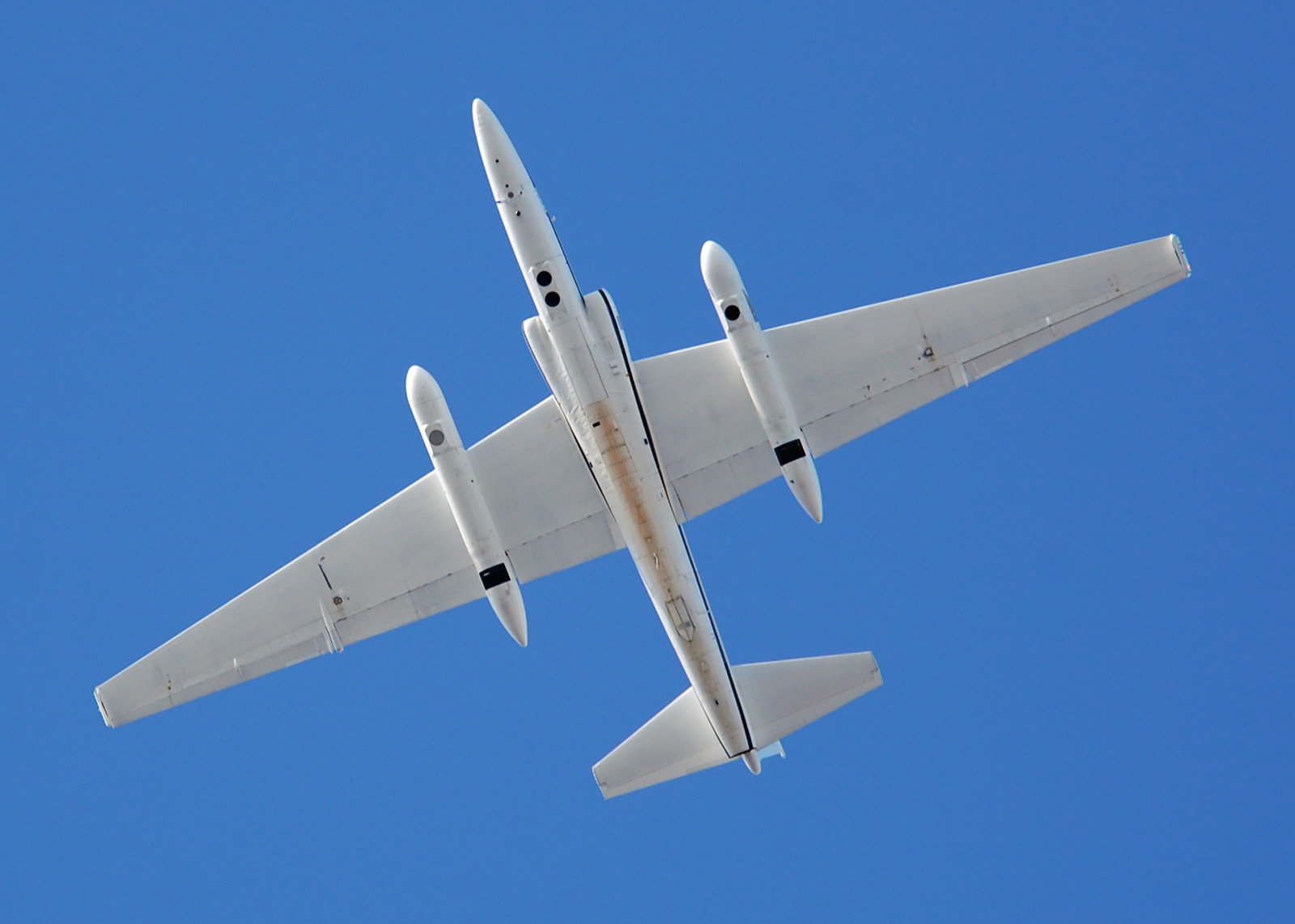 Bakgrundsbilder : flygbolag, trafikflygplan, lätt flygplan, propeller ...