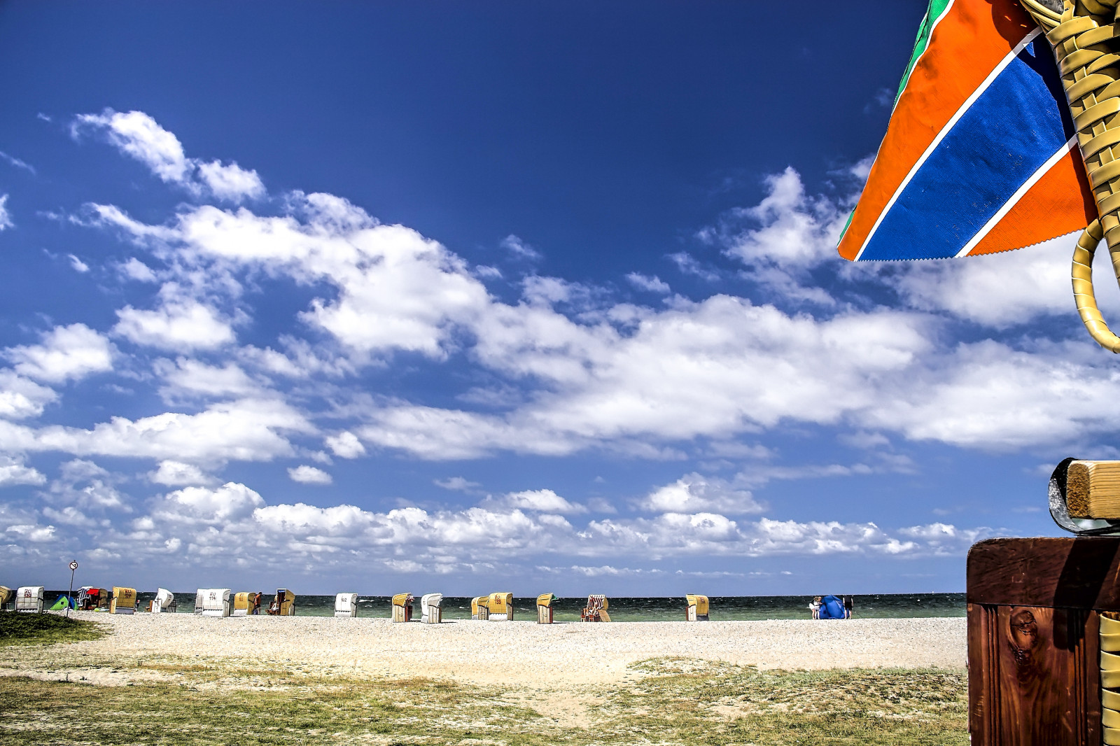 Bakgrundsbilder : strå, meer, wolken, himmel, strandkorb, strand, hav ...