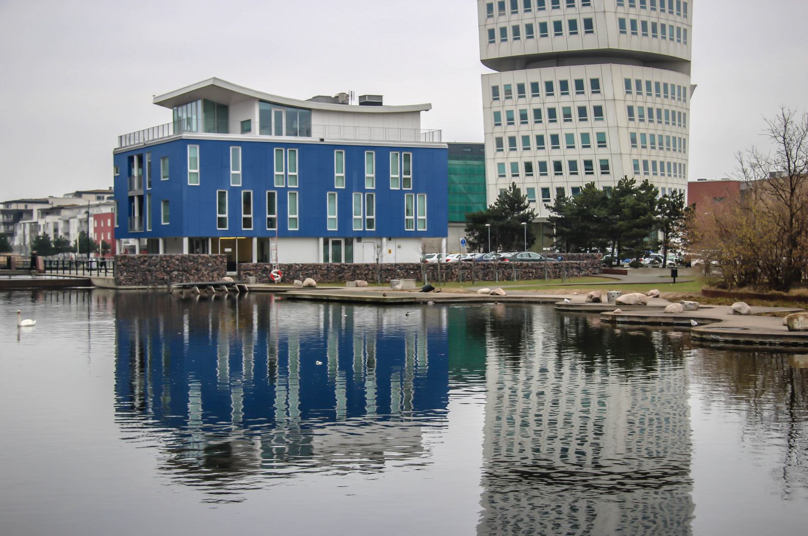 Wallpaper : city, architecture, water, building, reflection, sky, house ...