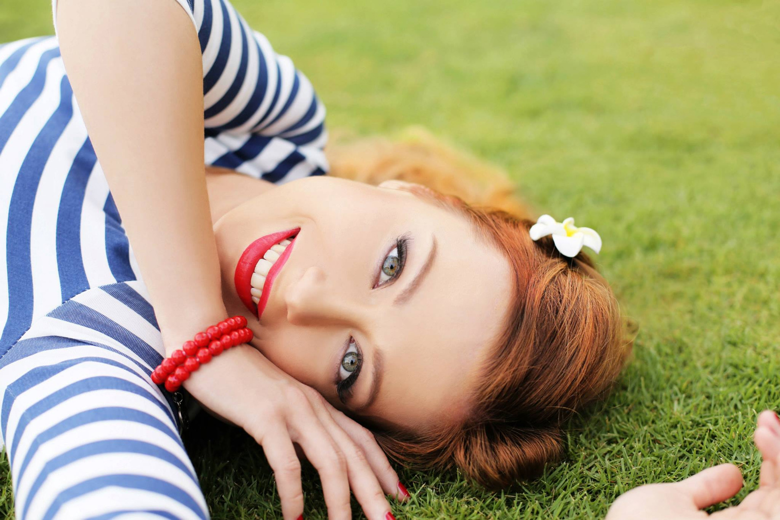 Wallpaper : Yulia Savicheva, singer, redhead, Russian women, grass ...