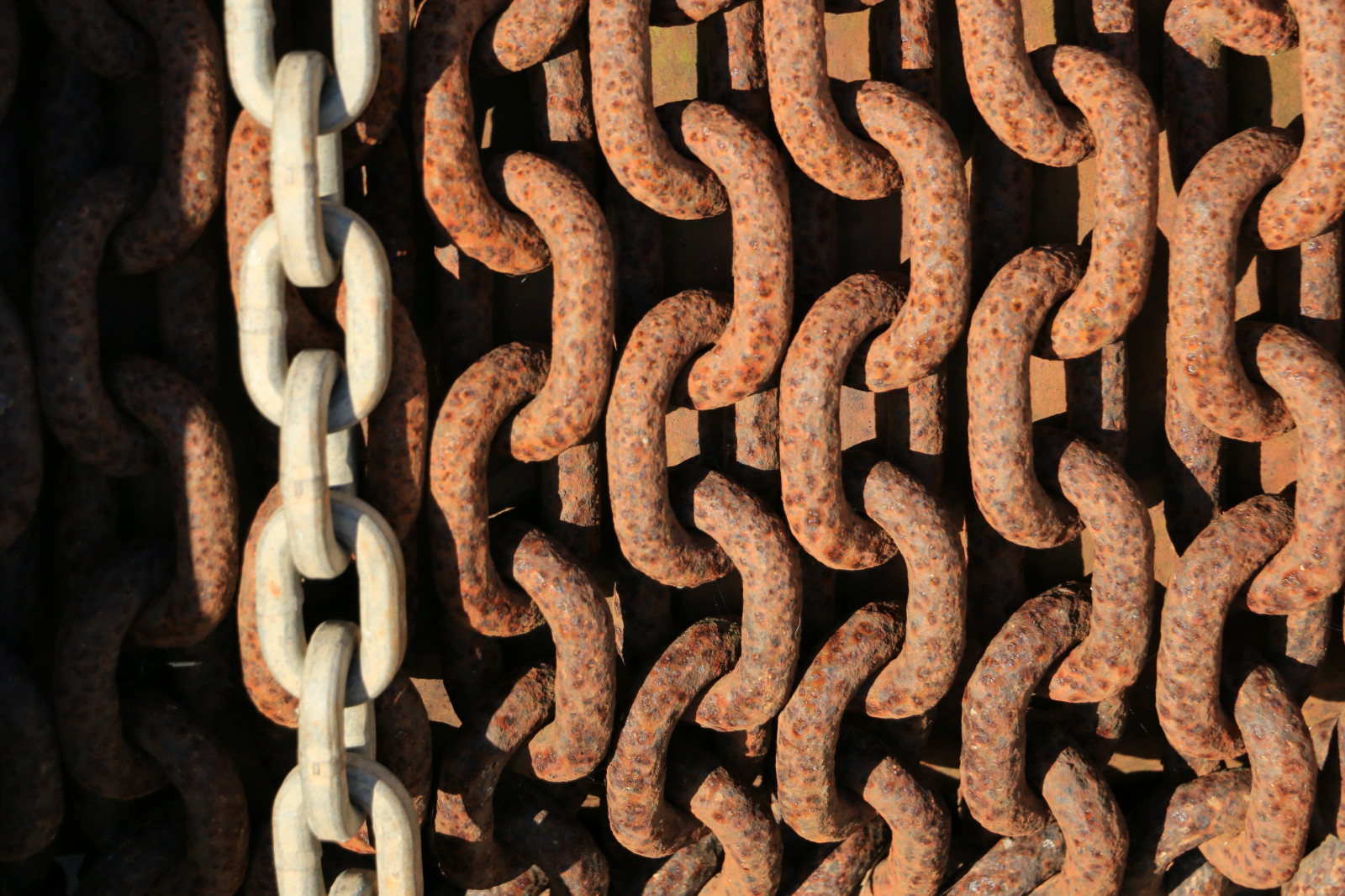 Wallpaper : sunlight, abstract, chains, rust 5472x3648 - - 943194 - HD ...
