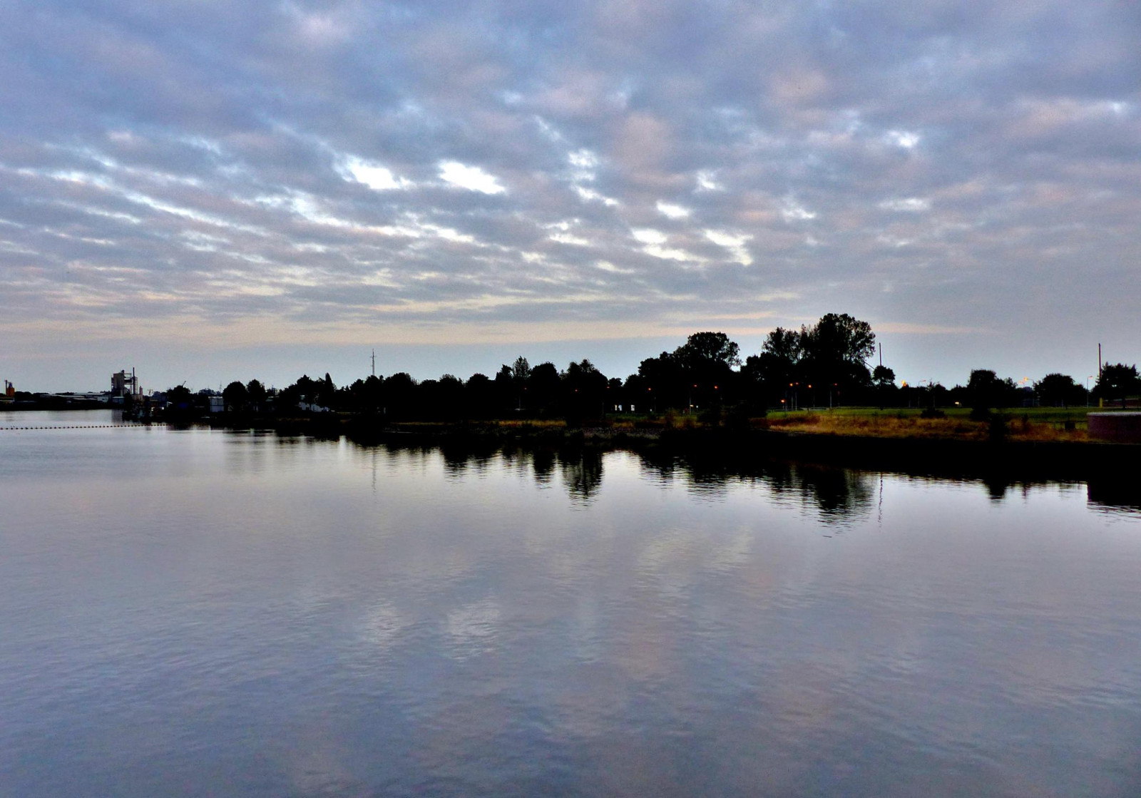 Bakgrundsbilder : reflexion, vatten, moln, flod, Tyskland, de, landskap ...