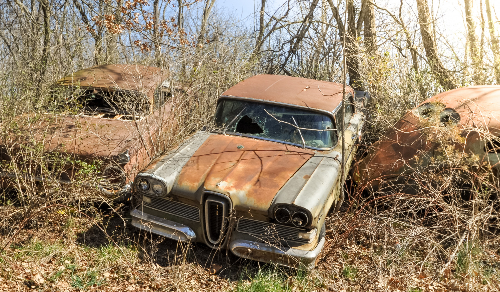 Wallpaper : motor vehicle, rust, tree, Vintage car, scrap, classic, off ...