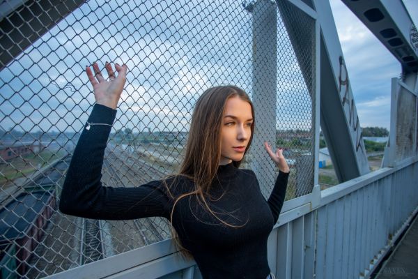 Wallpaper Model Brunette Portrait Looking Away Black Tops Jeans