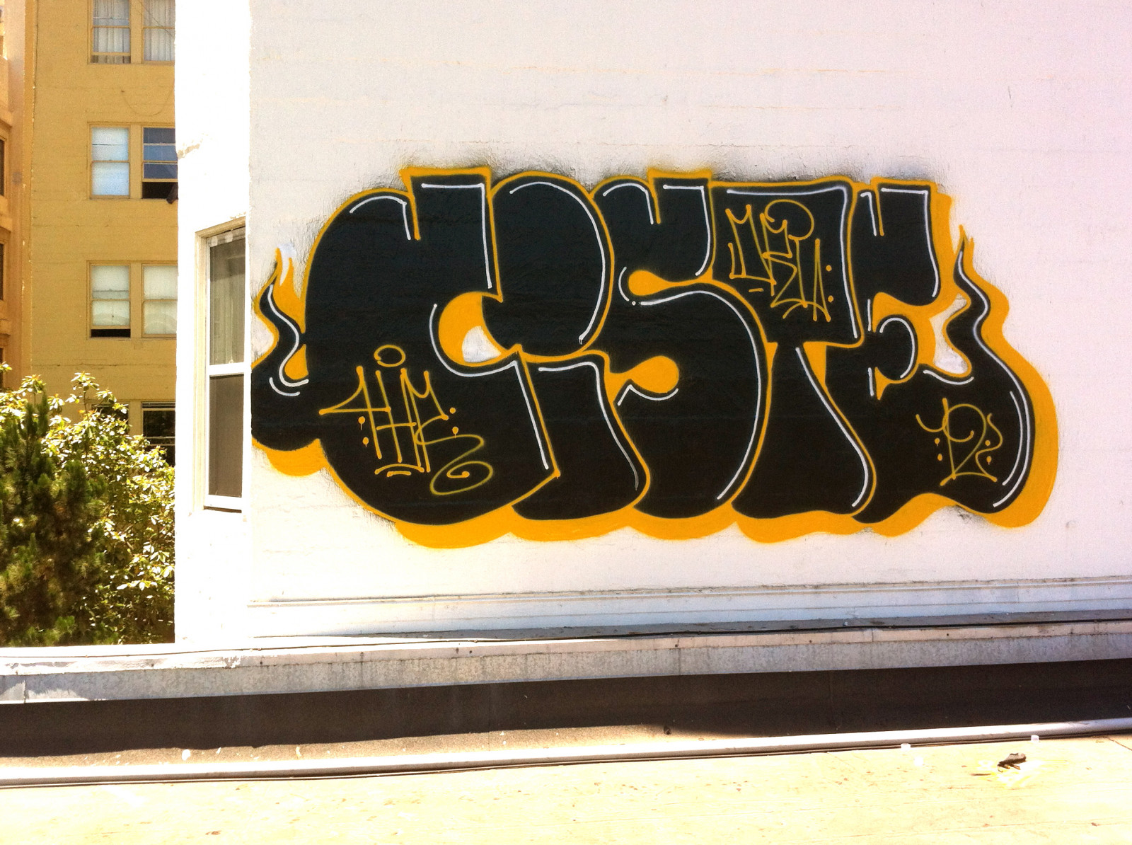 Wallpaper : yellow, ART, graffiti, street art, font, mural 2415x1803 ...