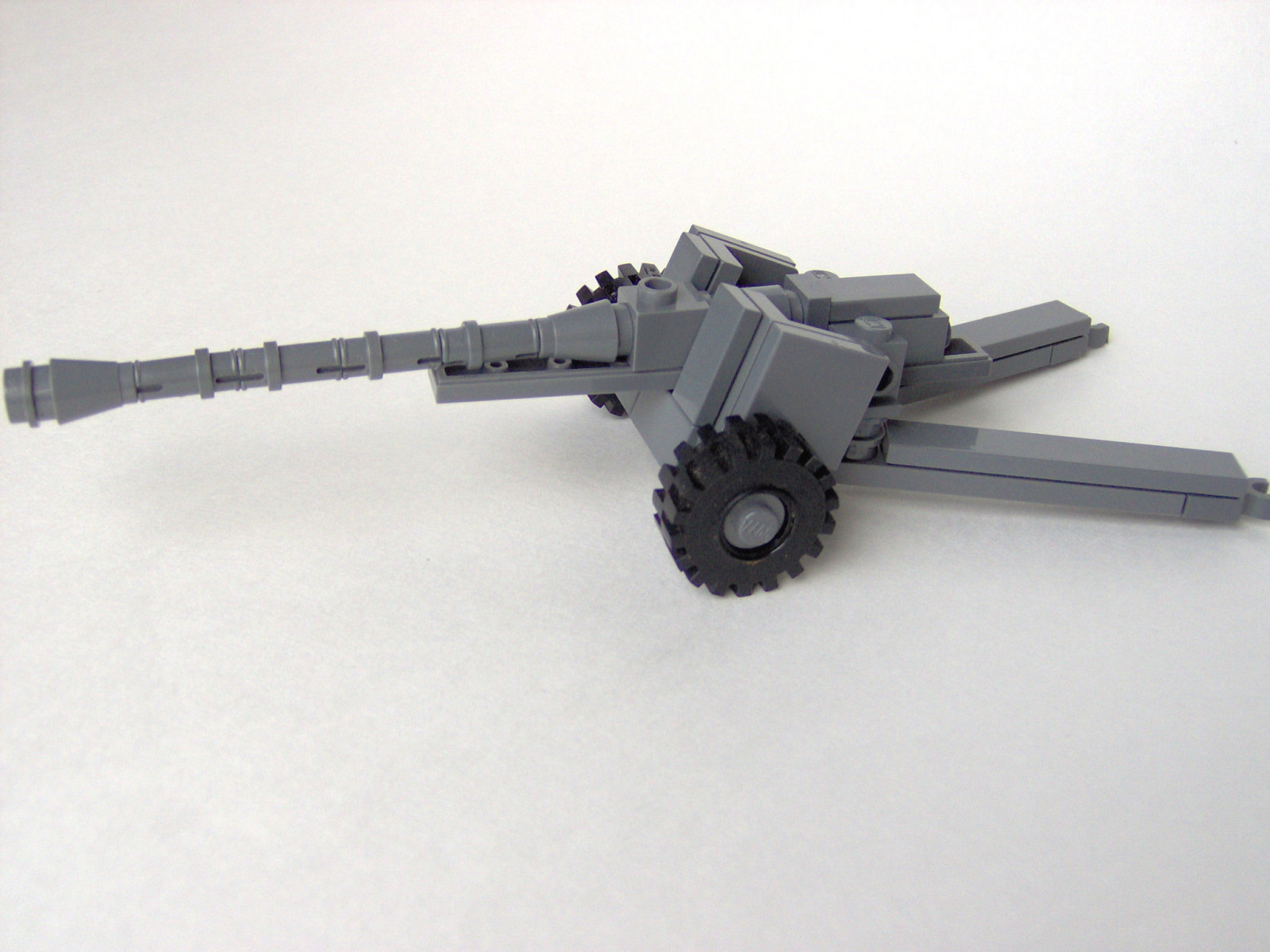 Wallpaper : shells, white, dark, tile, grey, official, long, gun, tank ...