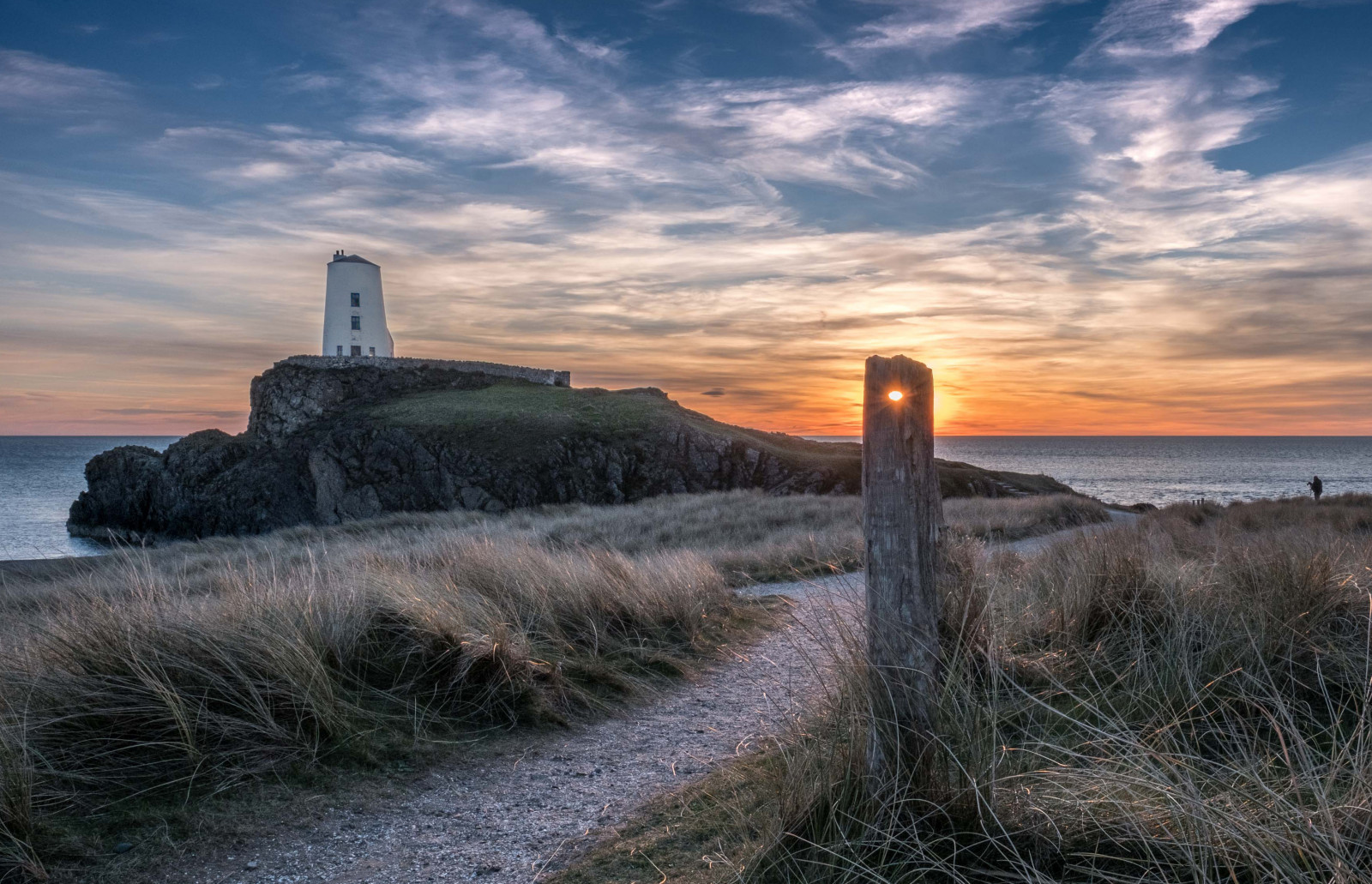 Wallpaper : llanddwyn, llanddwynisland, anglesey, sunset, lighthouse ...