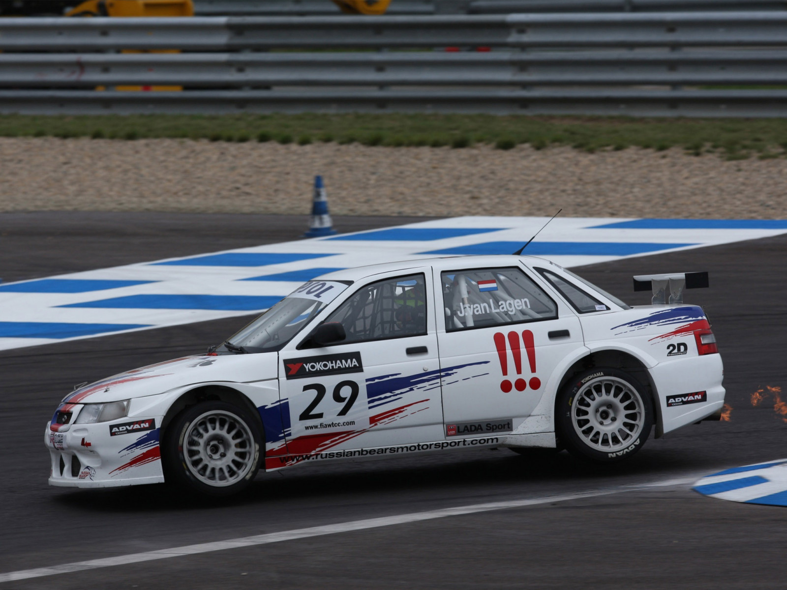 Wallpaper : LADA, sports car, Ford, performance car, structure, Sedan ...