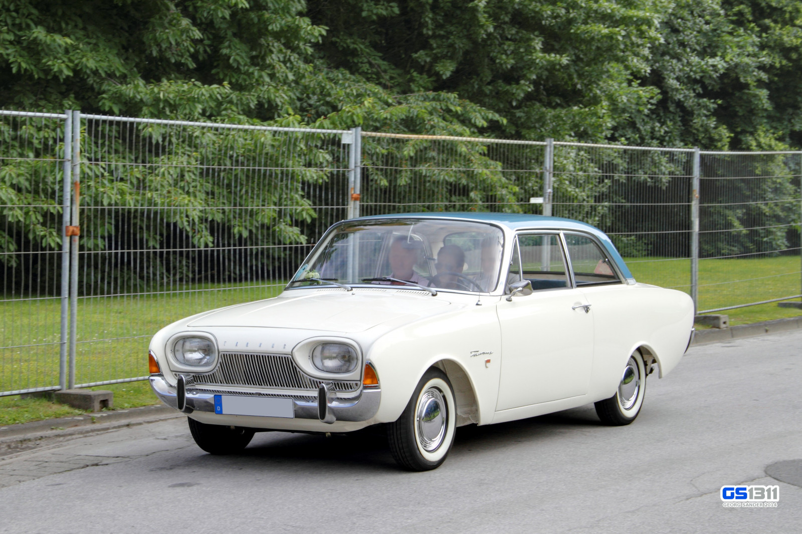 Baggrunde : gammel, Ford, klassisk bil, Oldtimer, bad, Sedan, alt, M ...