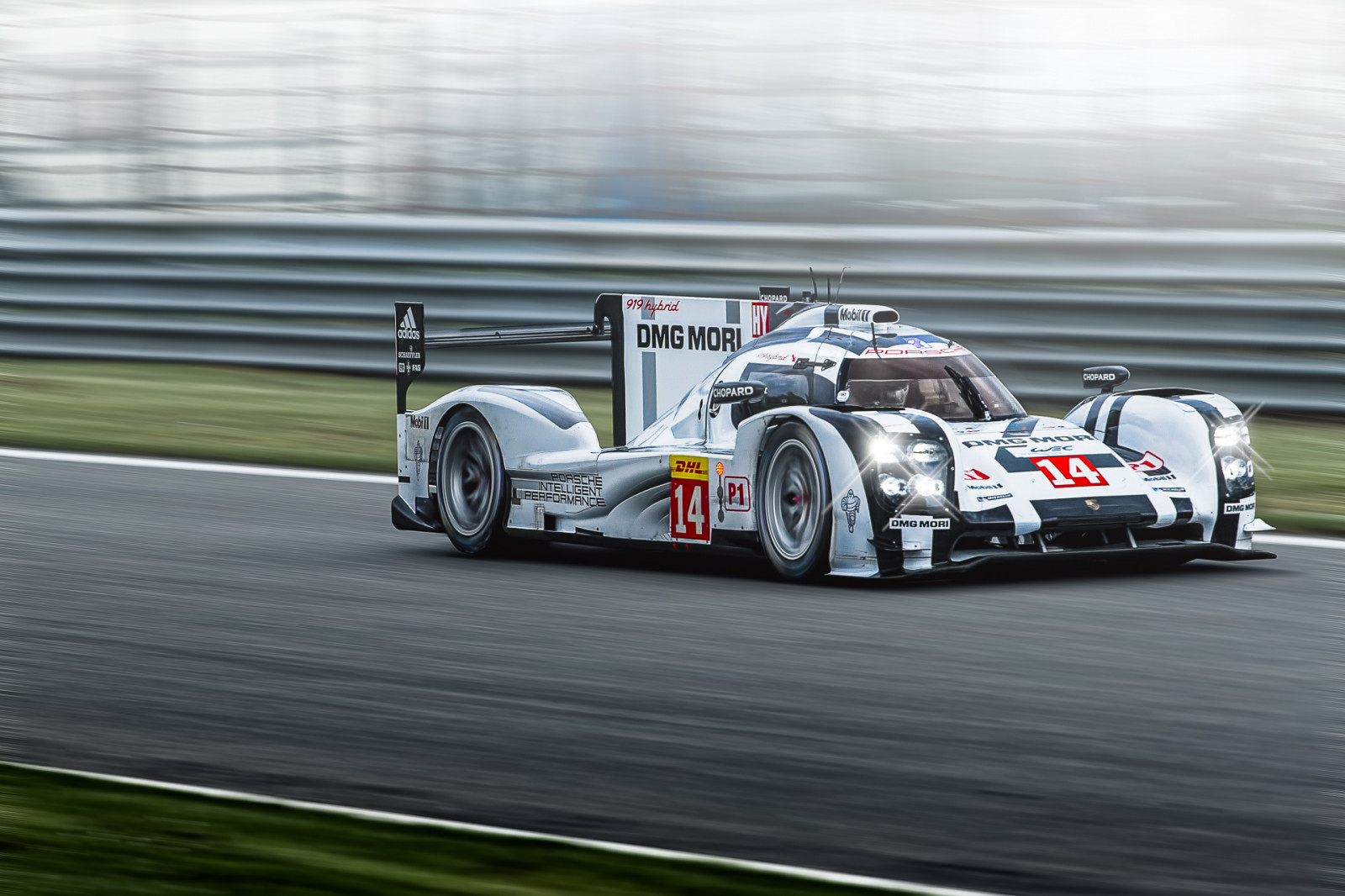 Wallpaper : sports car racing, automotive design, race car, auto racing ...