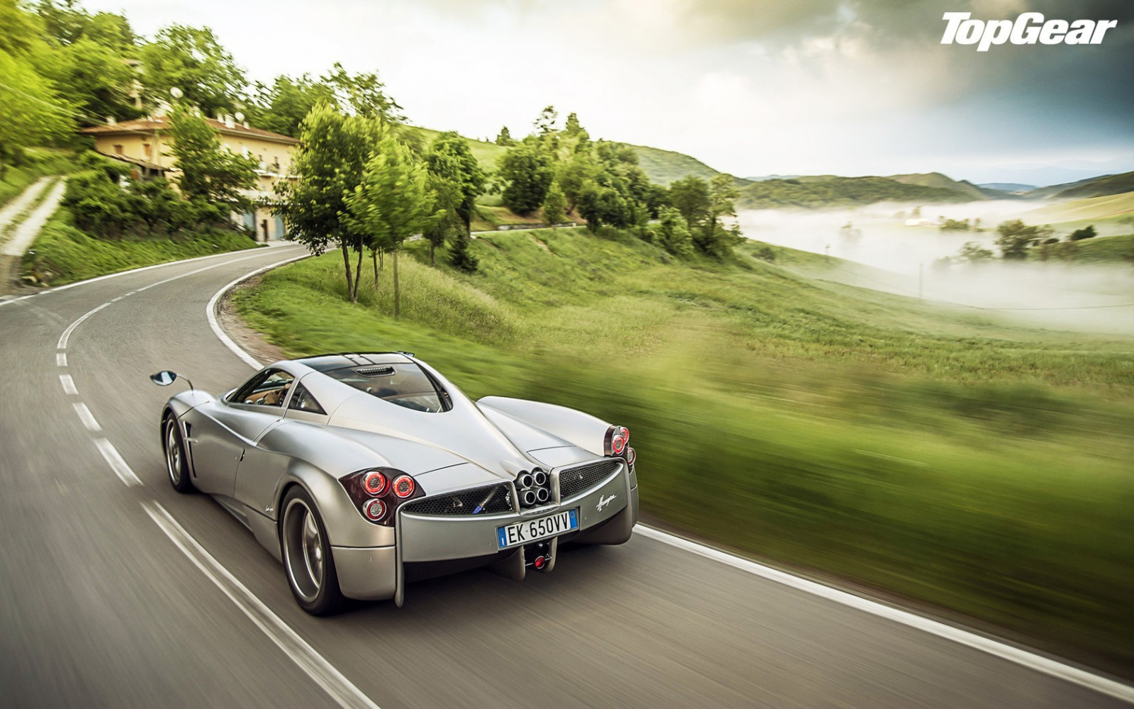 Wallpaper : Mercedes Benz, Pagani Huayra, Mobil sport, menyetir ...