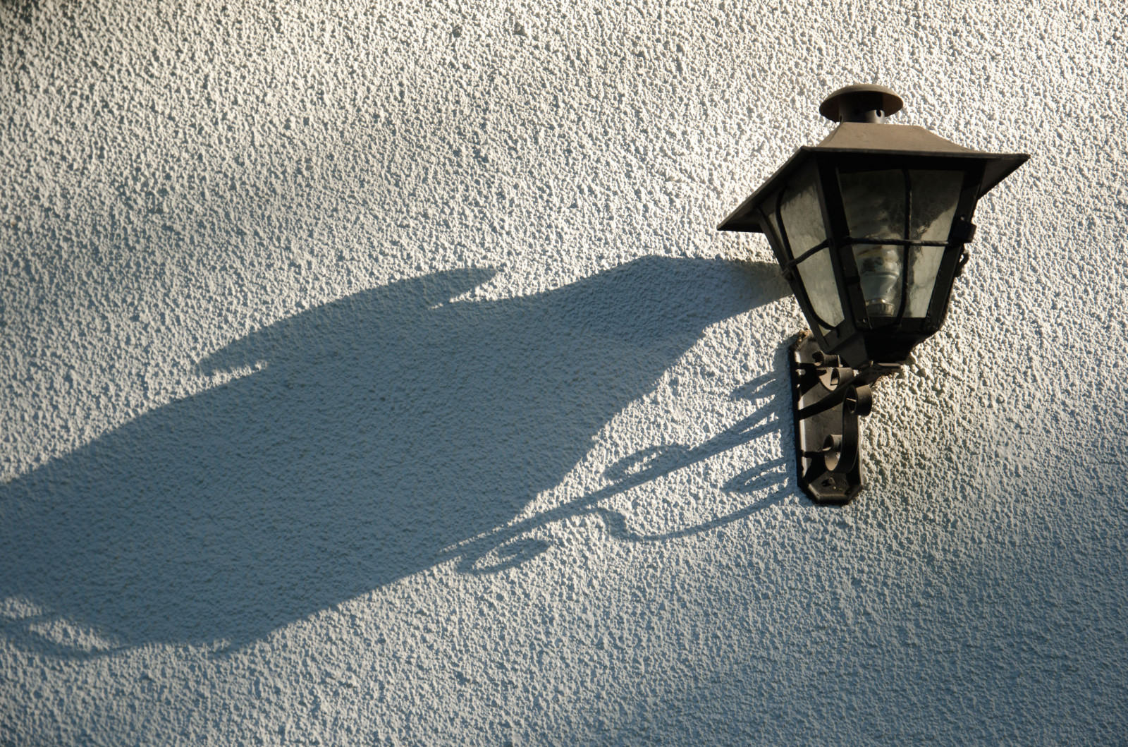 Wallpaper : sunlight, street light, white, sky, shadow, snow, winter ...