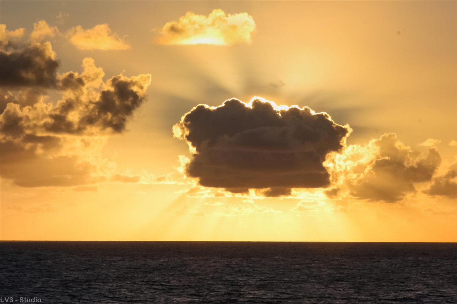 Imagini de fundal : lumina soarelui, peisaj, apus de soare, mare, apă ...