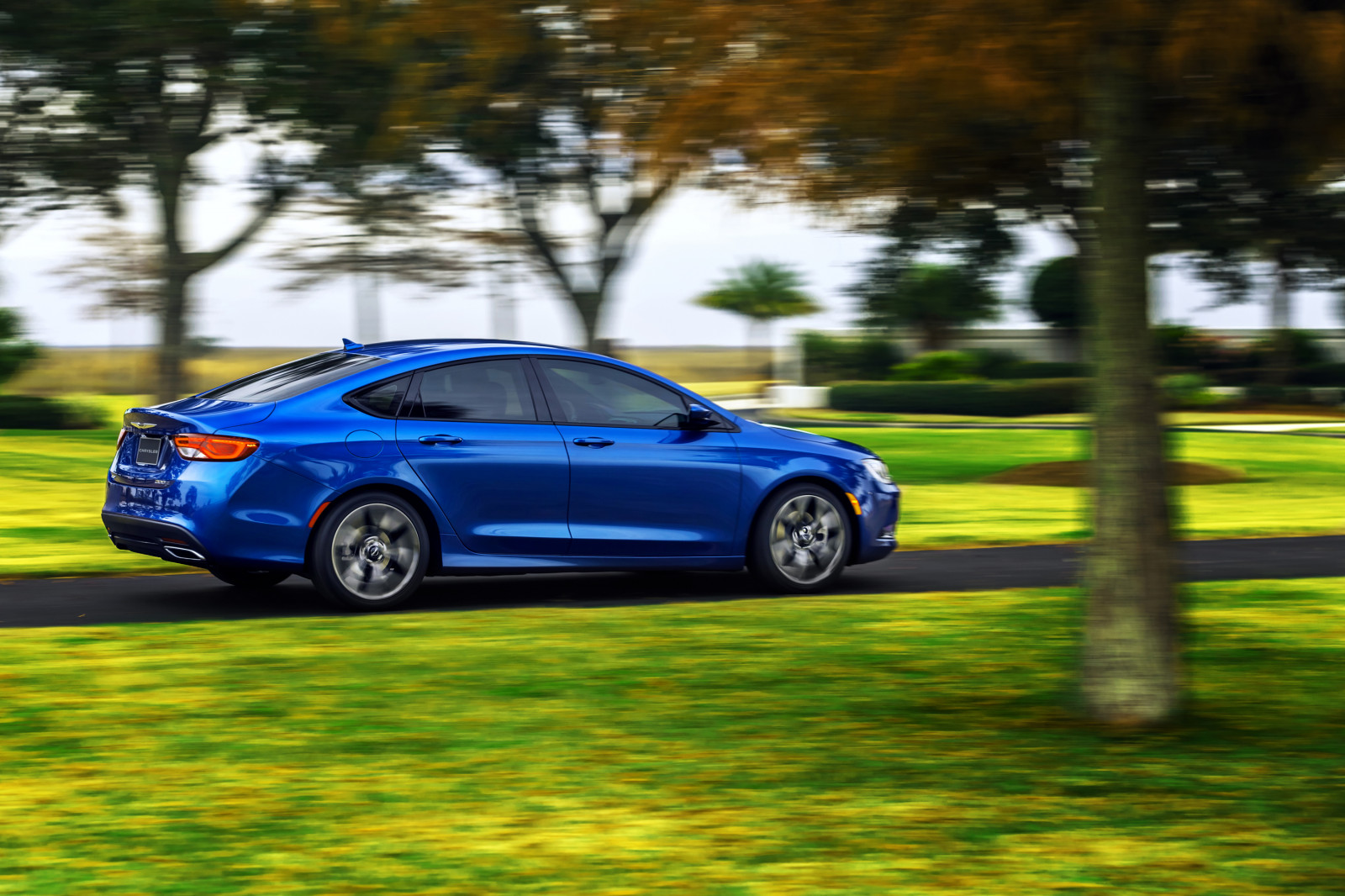 wallpaper-bmw-sports-car-chrysler-sedan-netcarshow-netcar-car