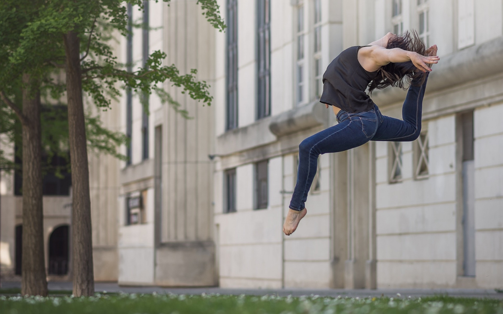 Wallpaper : jumping, urban, legs, model, women outdoors, jeans ...