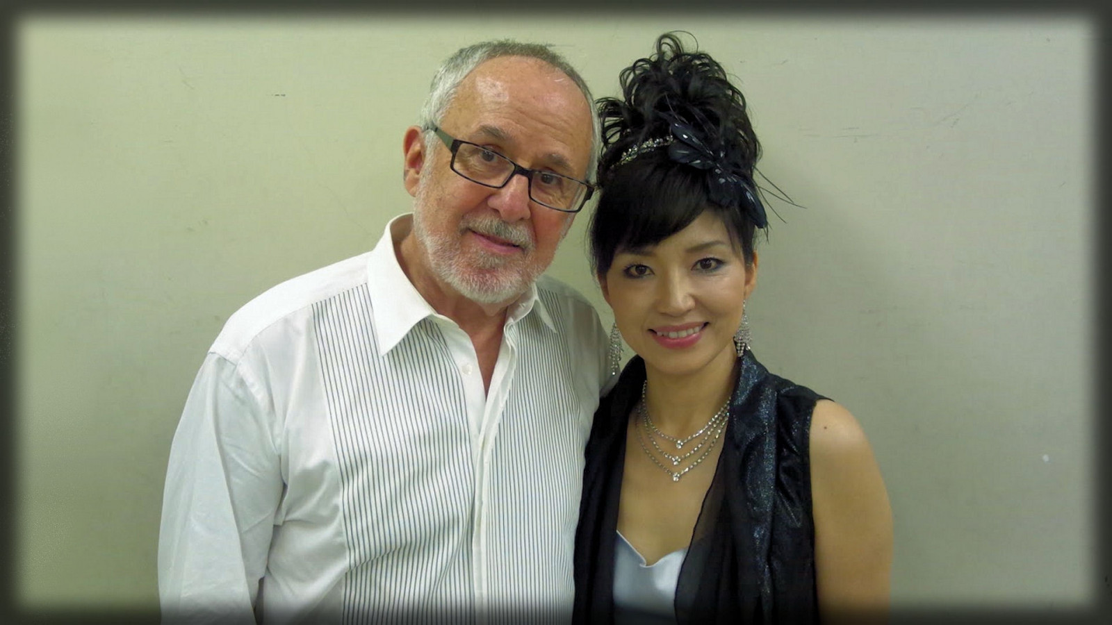 Wallpaper : glasses, event, girl, smile, fun, professional, vision care ...