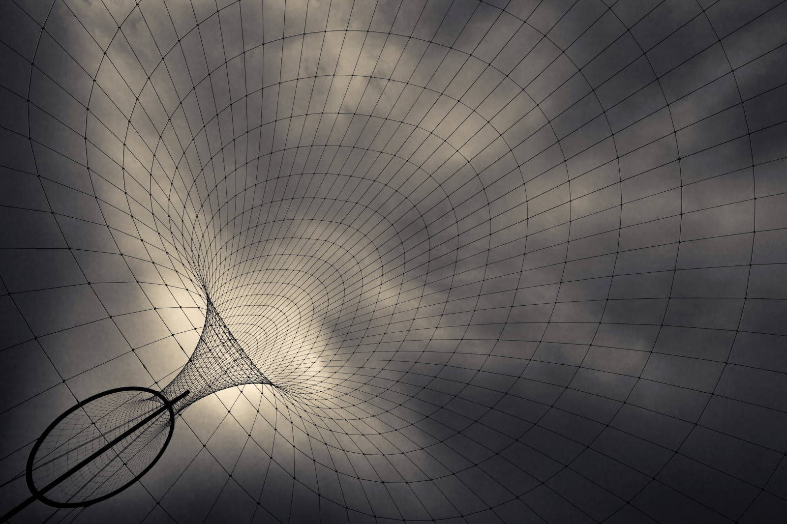 Wallpaper : sky, sculpture, sunlight, net, monochrome, clouds, skyscape ...