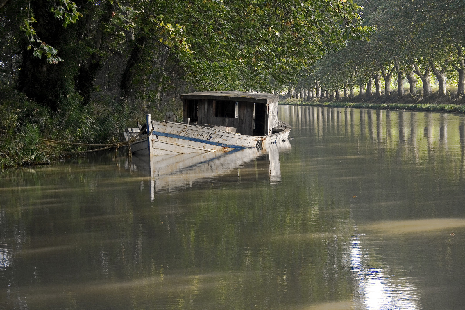 Wallpaper : kapal, perahu, danau, refleksi, kendaraan, norma, Perancis ...