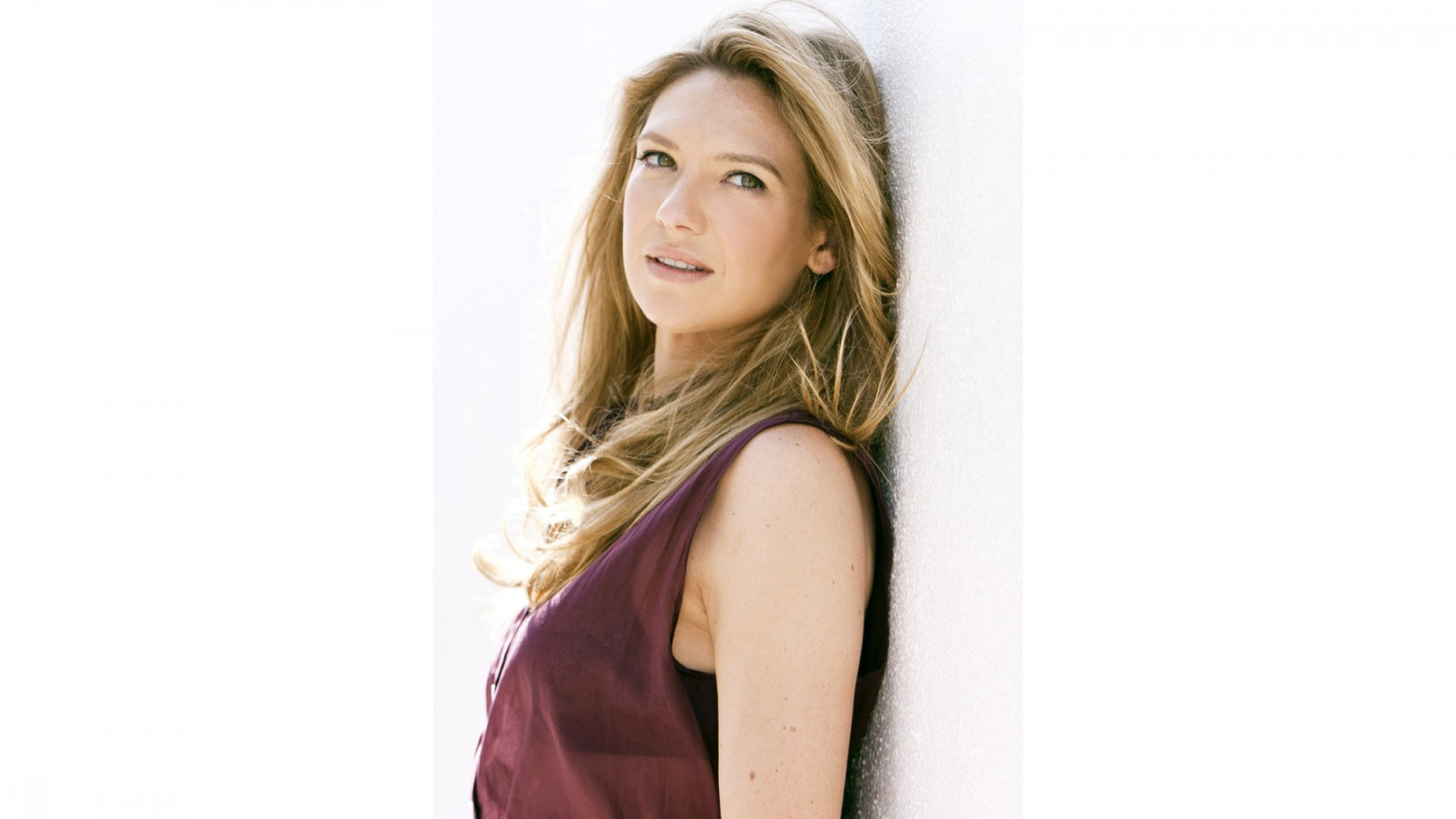 Wallpaper : women, model, blonde, long hair, dress, clothing ...