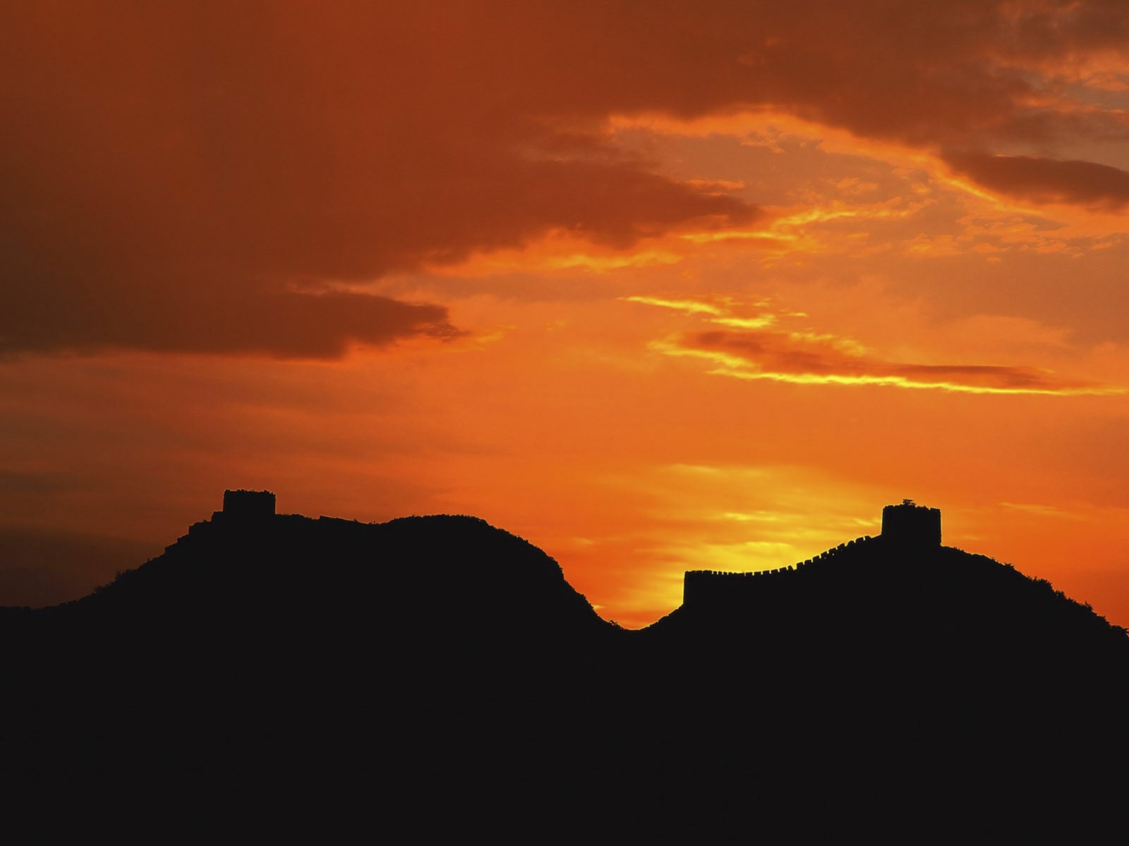 Wallpaper : wall, night, shadow, sky, height 1600x1200 - wallpaperUp ...