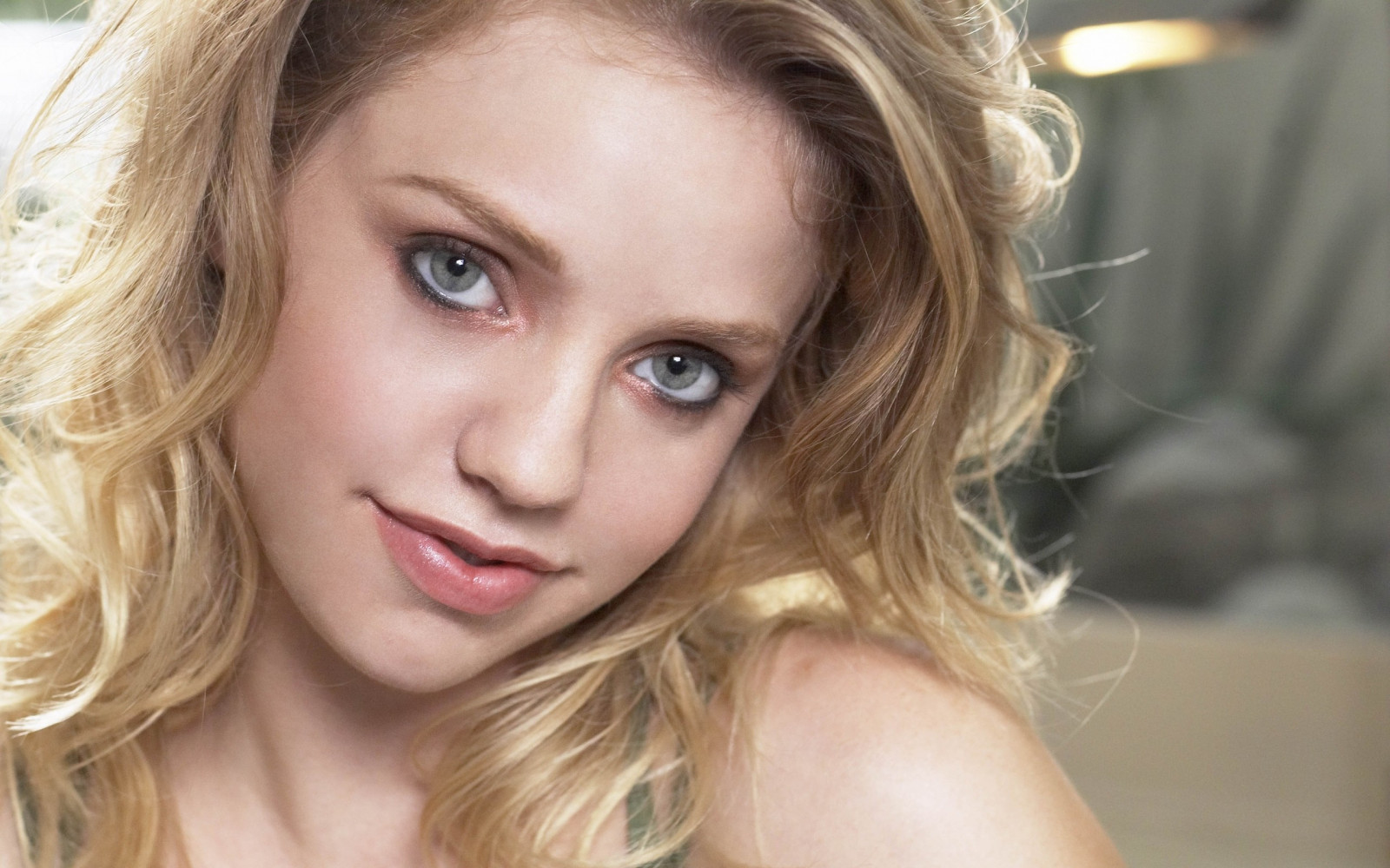 배경 화면 : 소녀, 얼굴, 어떤 메이크업, 웃고있는 2560x1600 - wallup - 1014827 - 배경 화면 ...