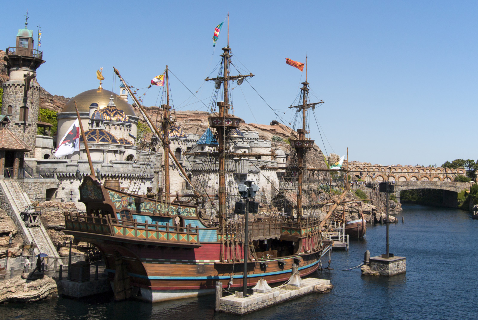 วอลเปเปอร์ : จอด, disneysea, ญี่ปุ่น, แม่น้ำ, โตเกียว, เรือ, โจรสลัด ...