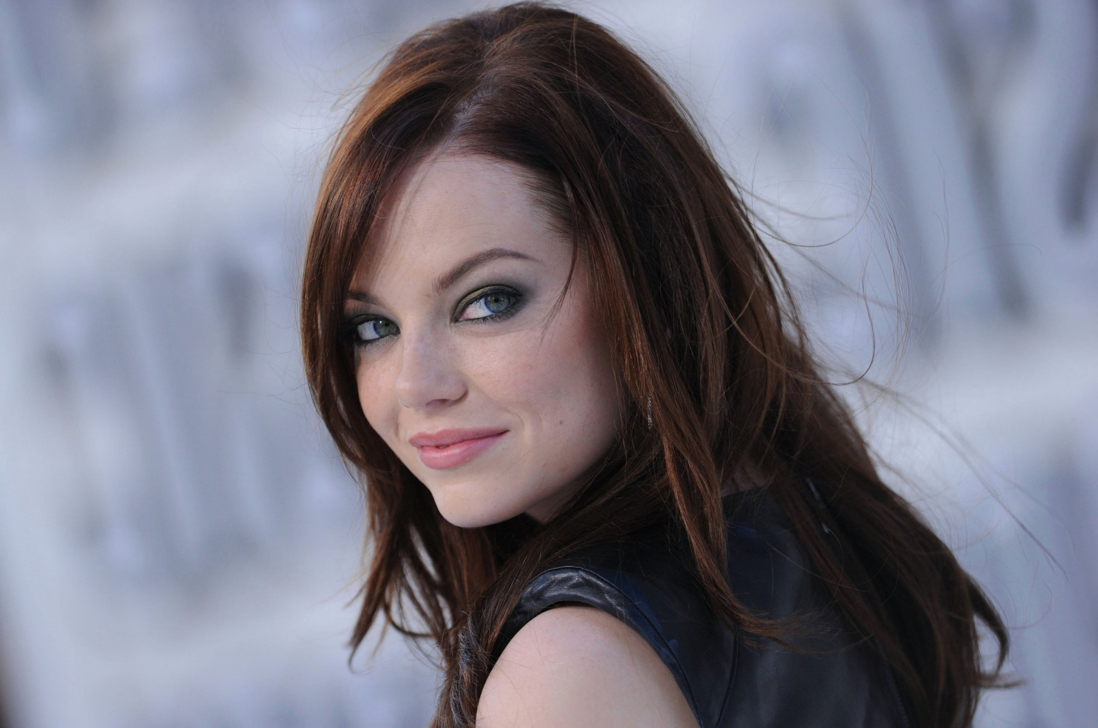 Wallpaper : face, long hair, black hair, fashion, Emma Stone, Person ...