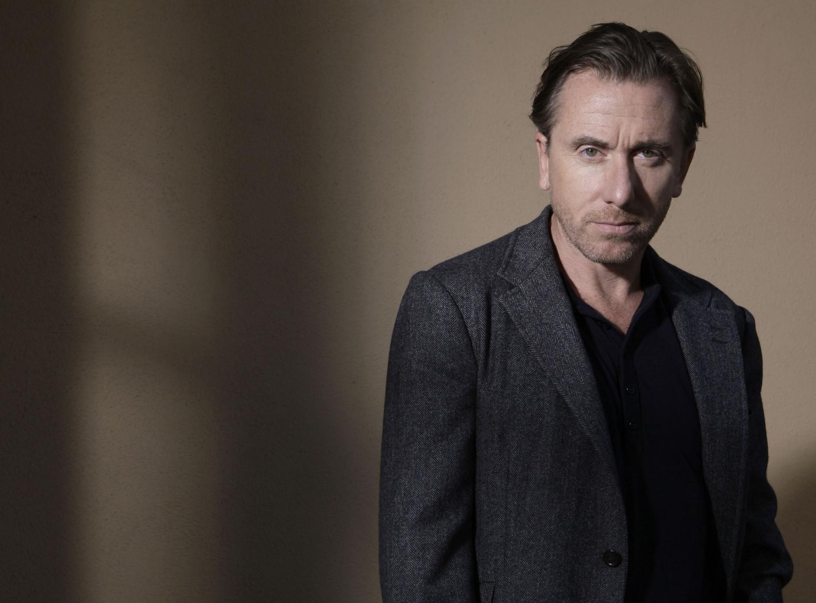 Wallpaper : Tim Roth, aktor, berambut coklat, manusia, jaket, rambut ...