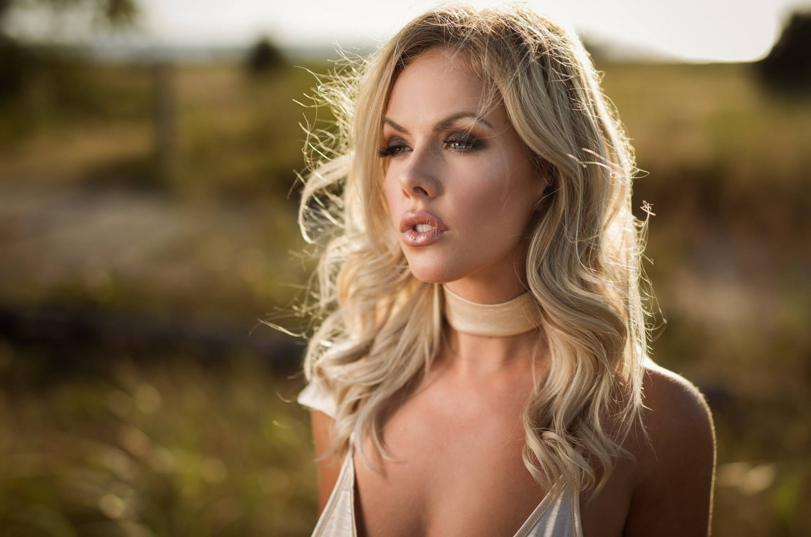 Wallpaper Face Women Outdoors Blonde Depth Of Field Looking Away