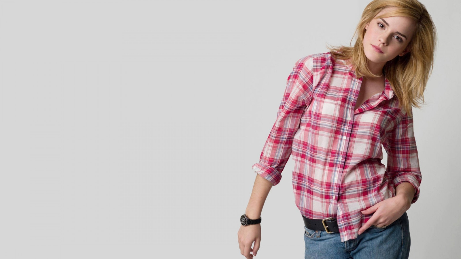 Wallpaper : women, T shirt, simple background, watch, photography ...